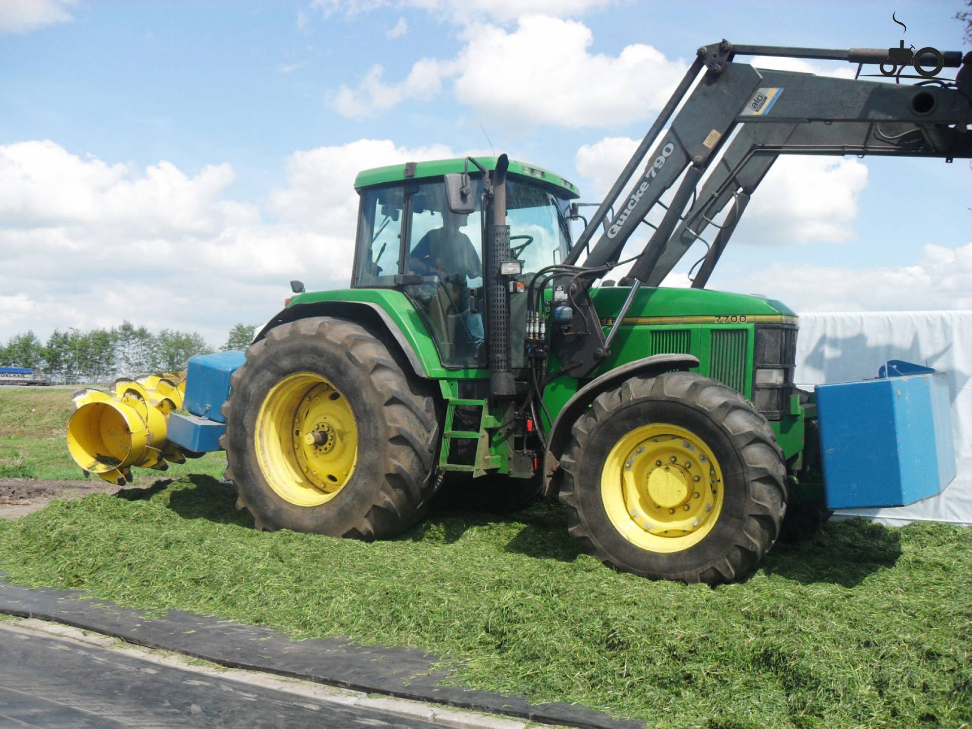 Foto John Deere 7700 #522647