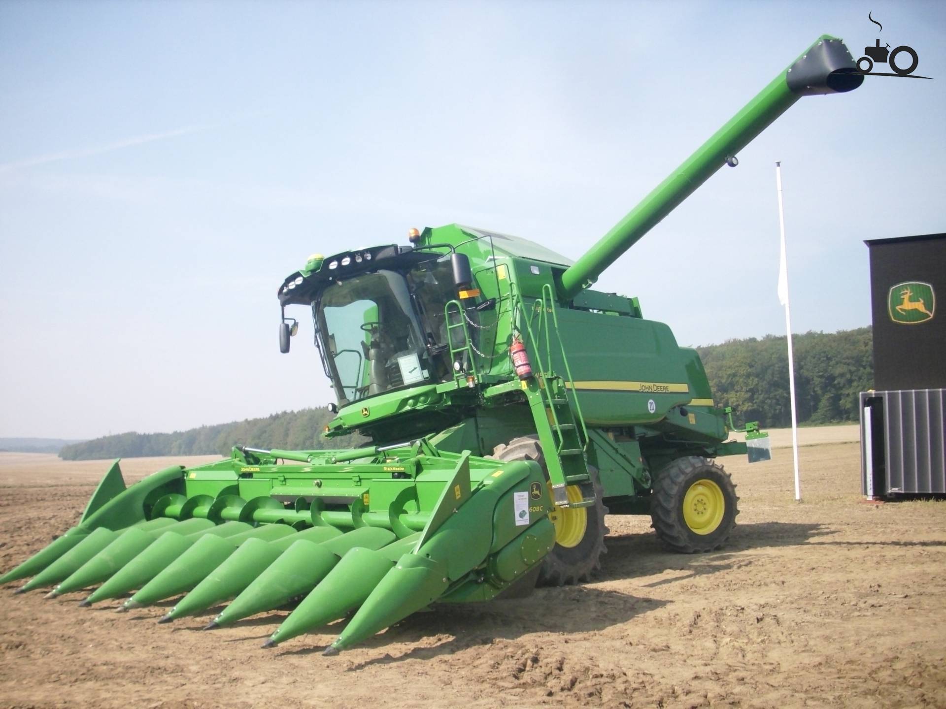 Foto John Deere W550 #541274