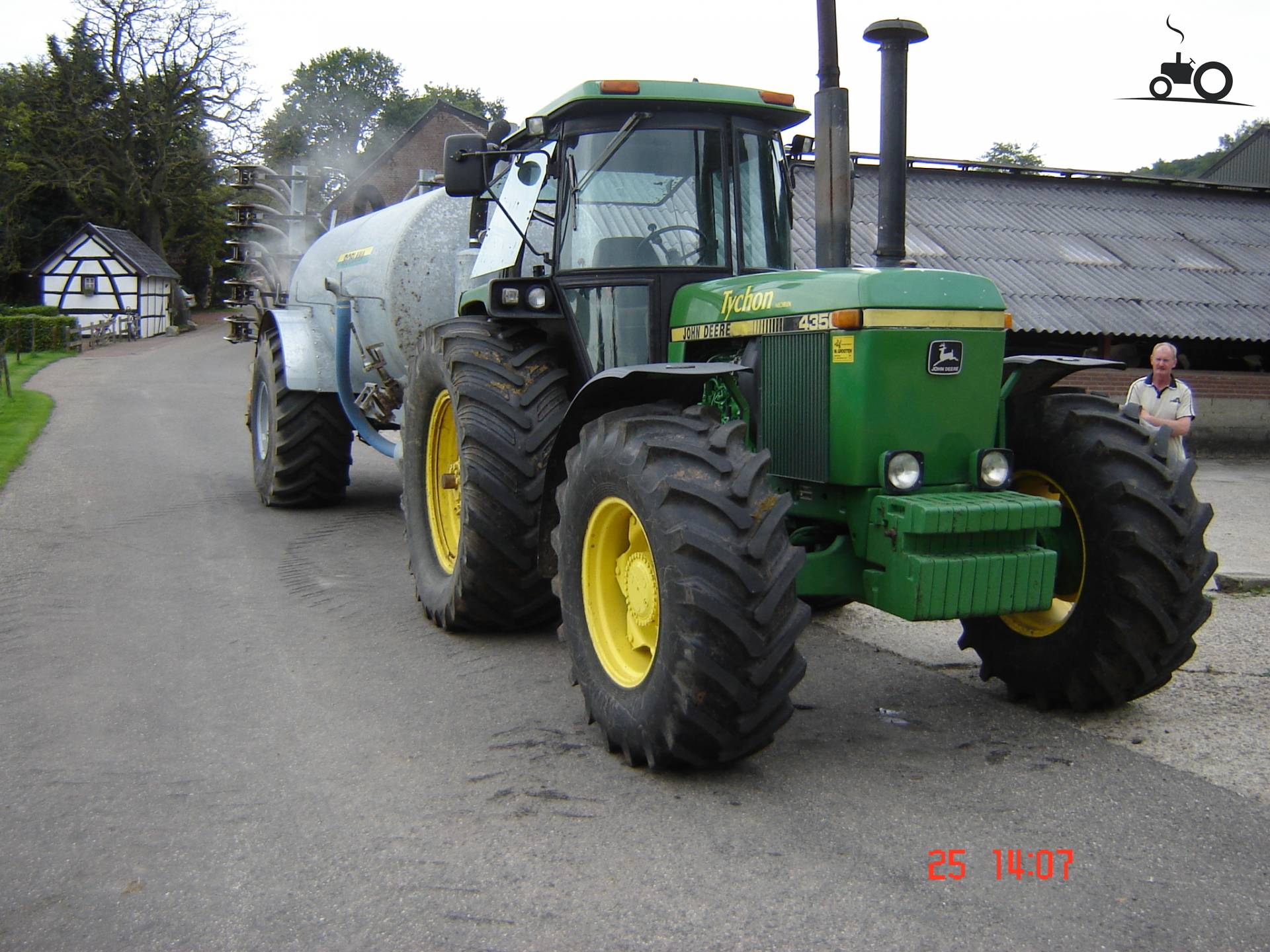 Foto John Deere 4350 #544511