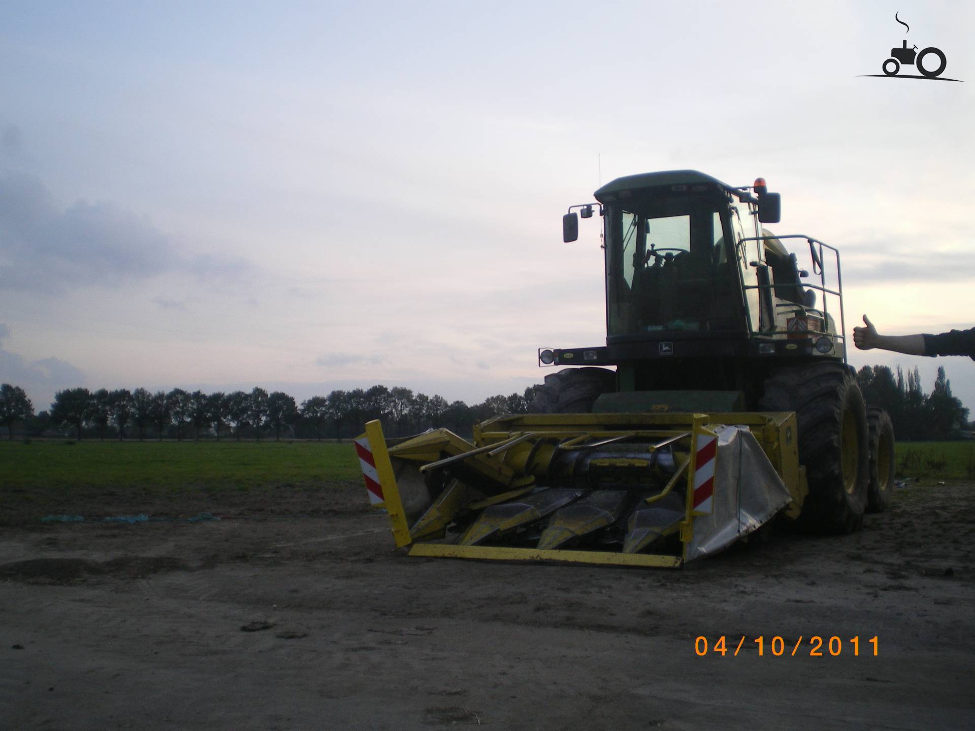 Foto John Deere 6810 #550363