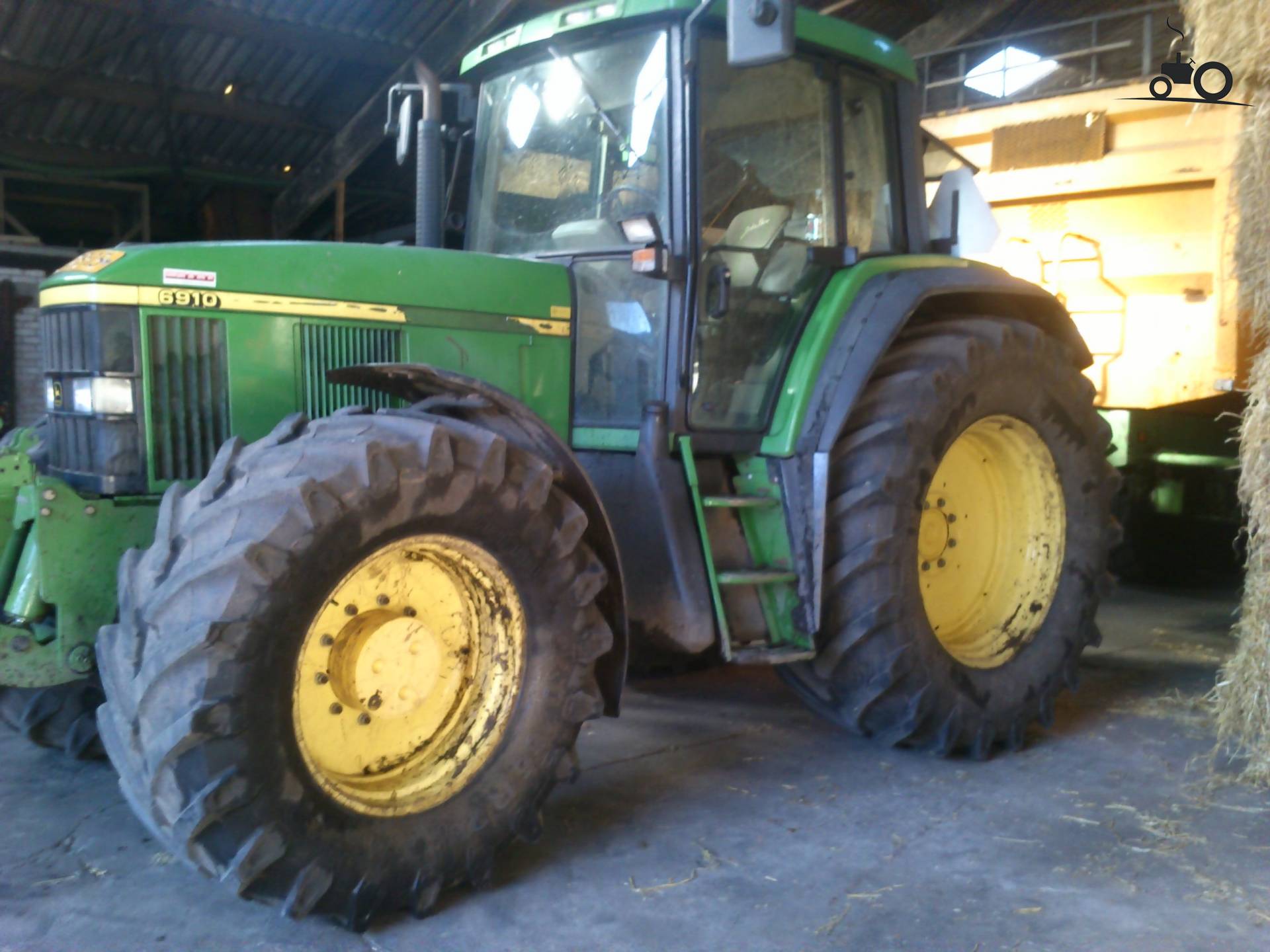Foto John Deere 6910 #556090