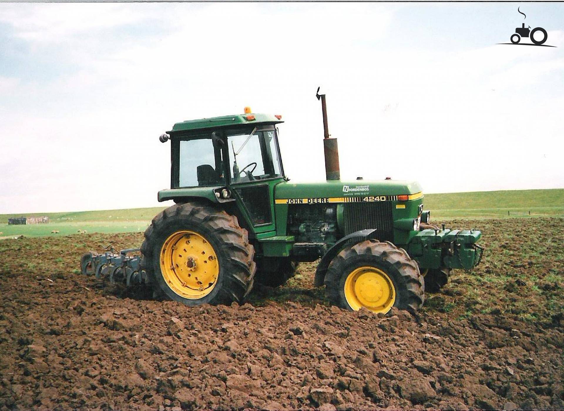 Foto John Deere 4240 #586470