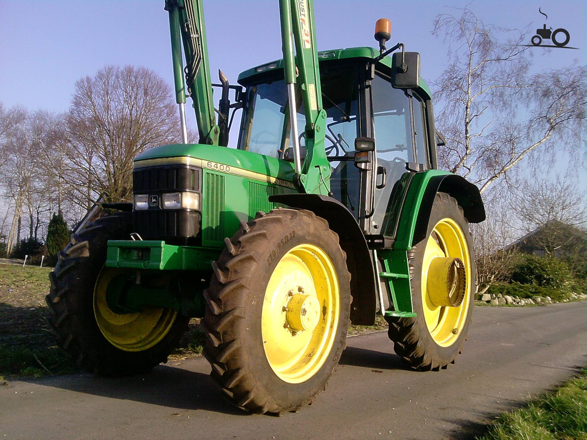 John Deere 6400
