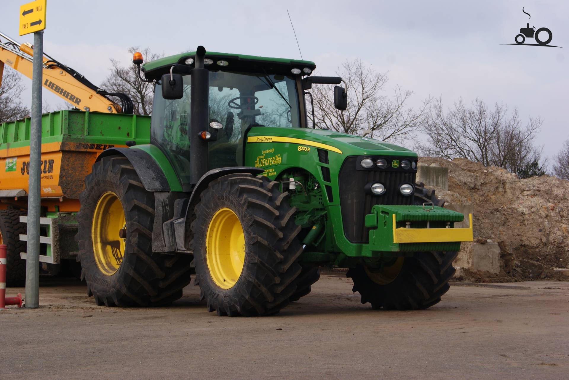 Foto John Deere 8270R #608851