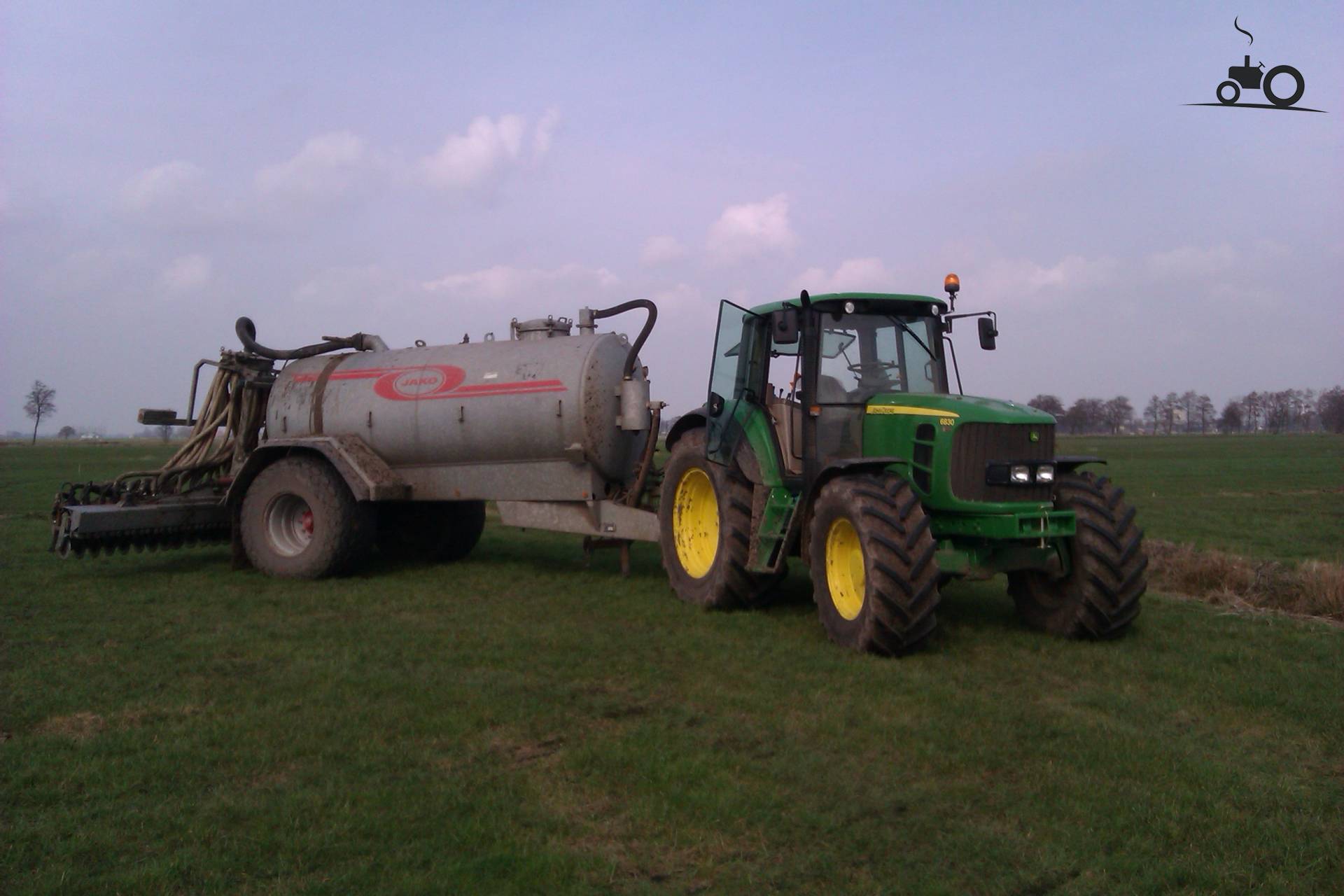 Foto John Deere 6830 van Melkveehouderij Veenstra