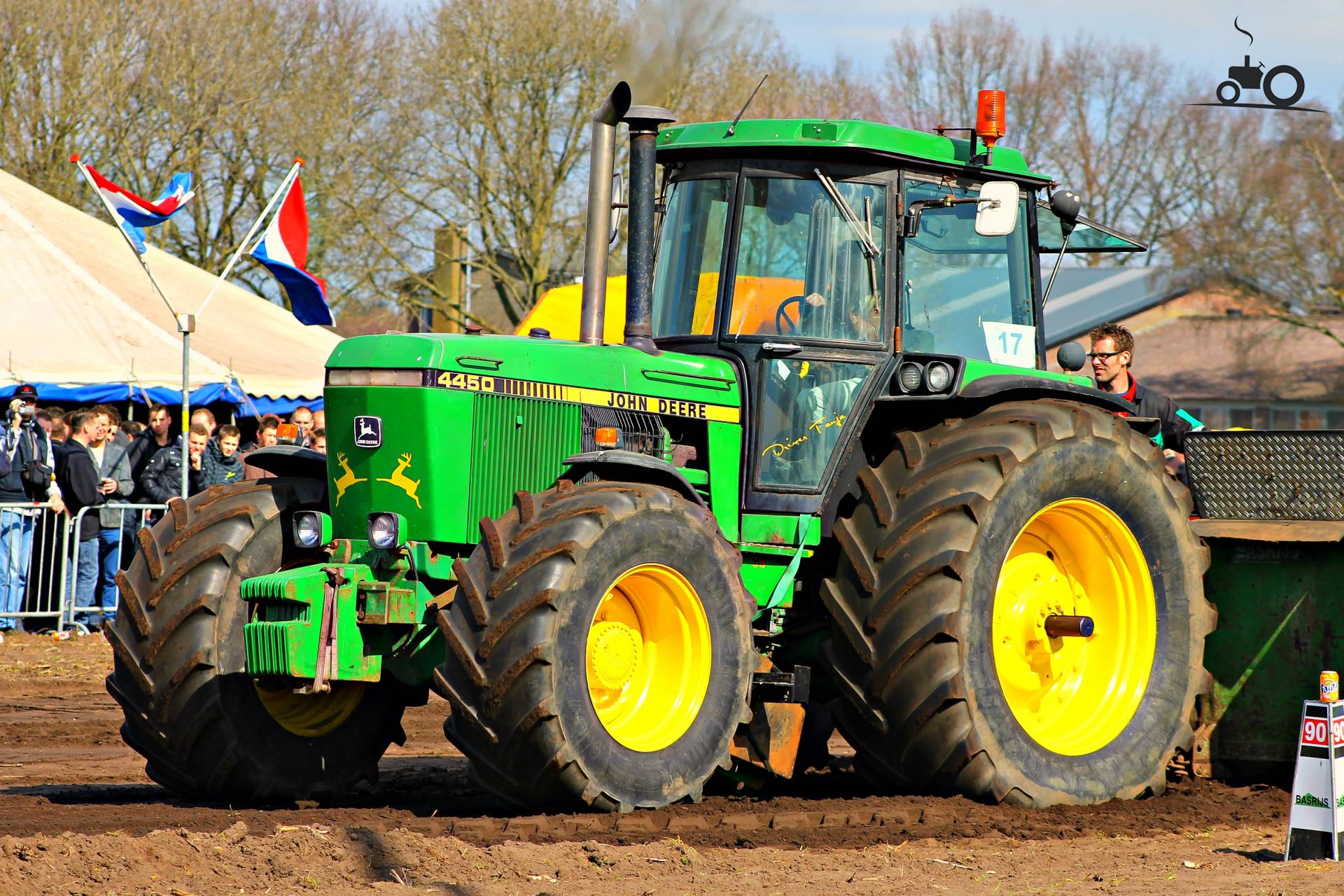 Foto John Deere 4450 #616590