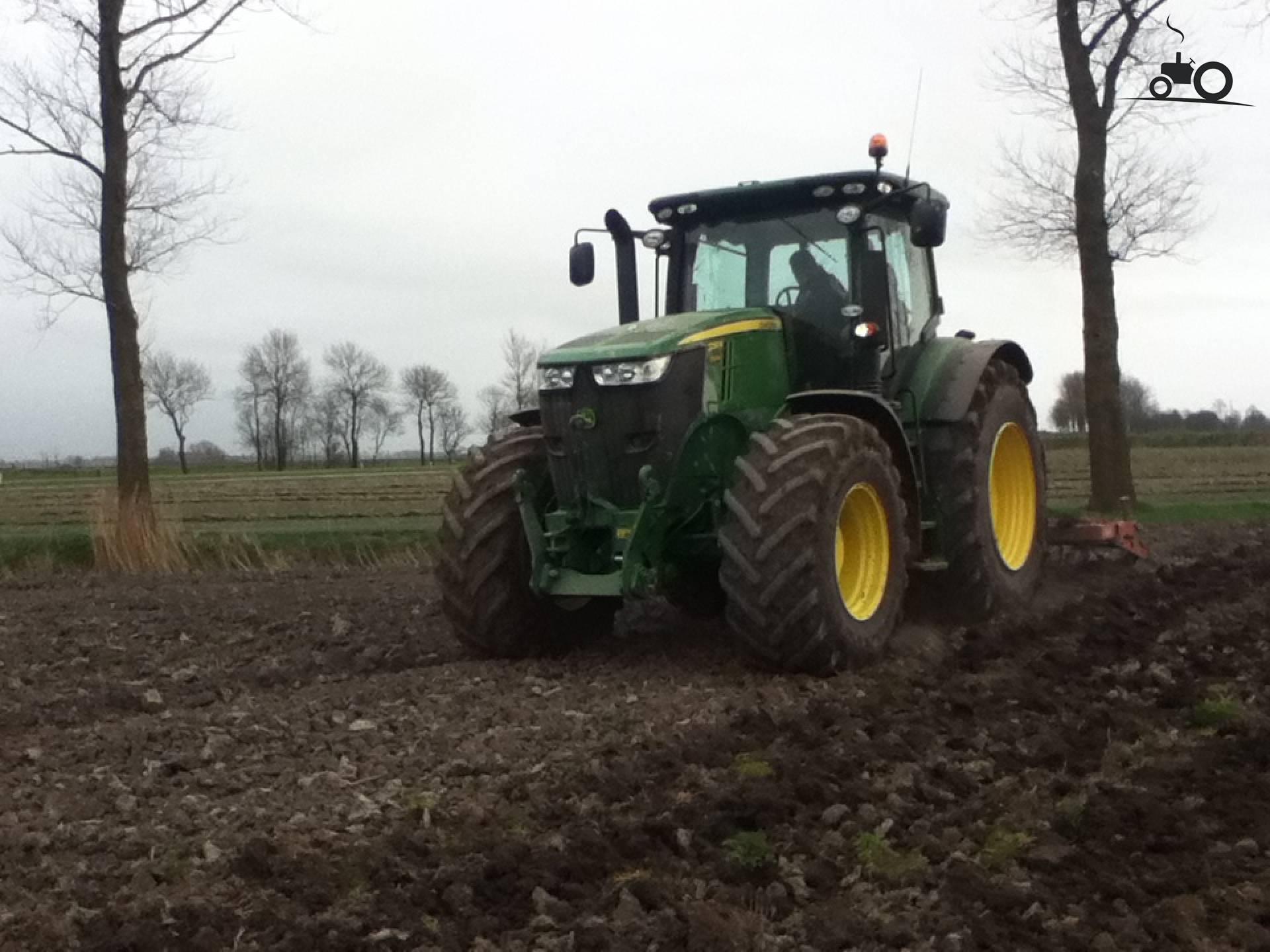 John Deere 7230R