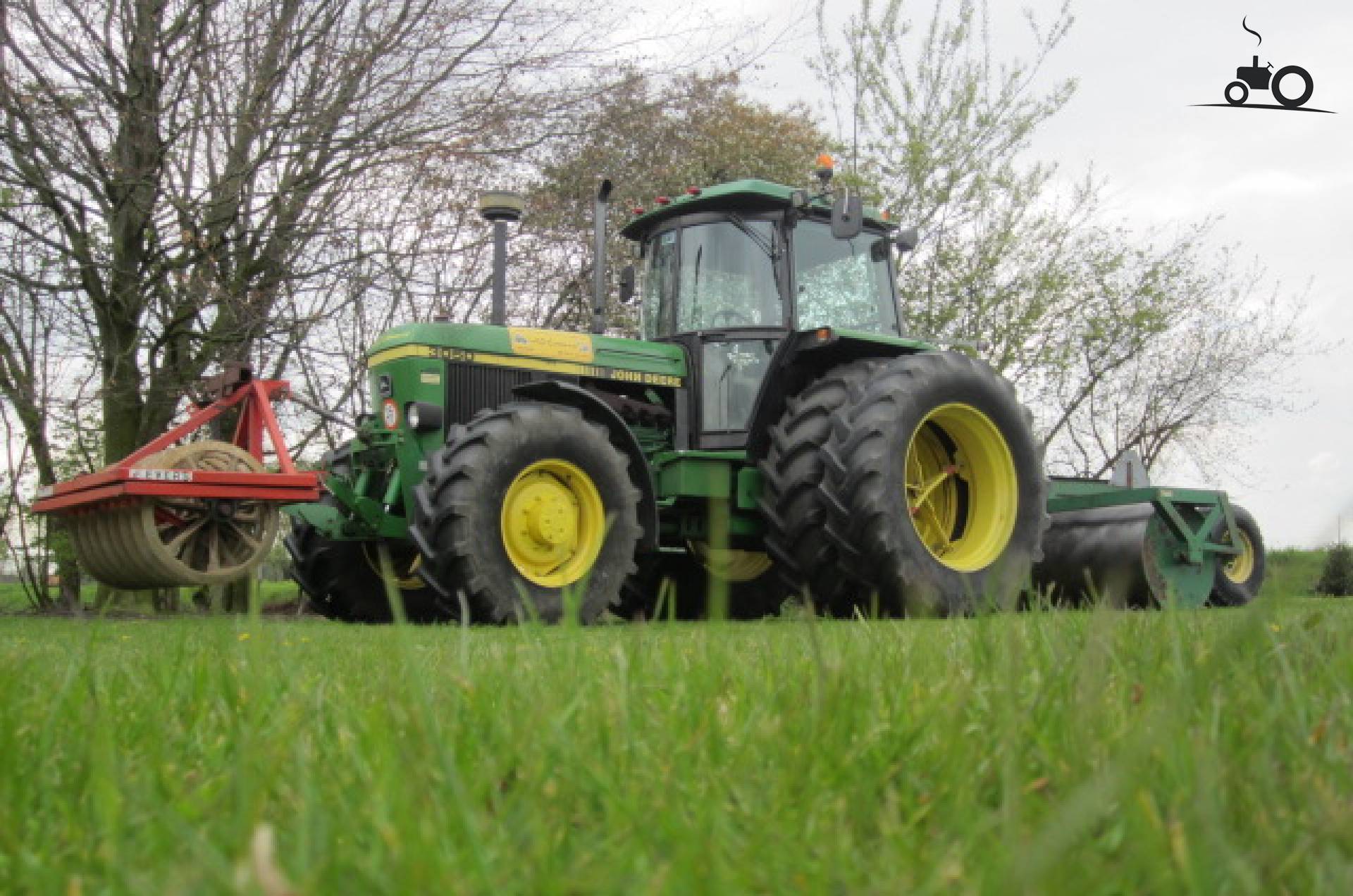 Foto John Deere 3050 van A.j. Looman & Zn.