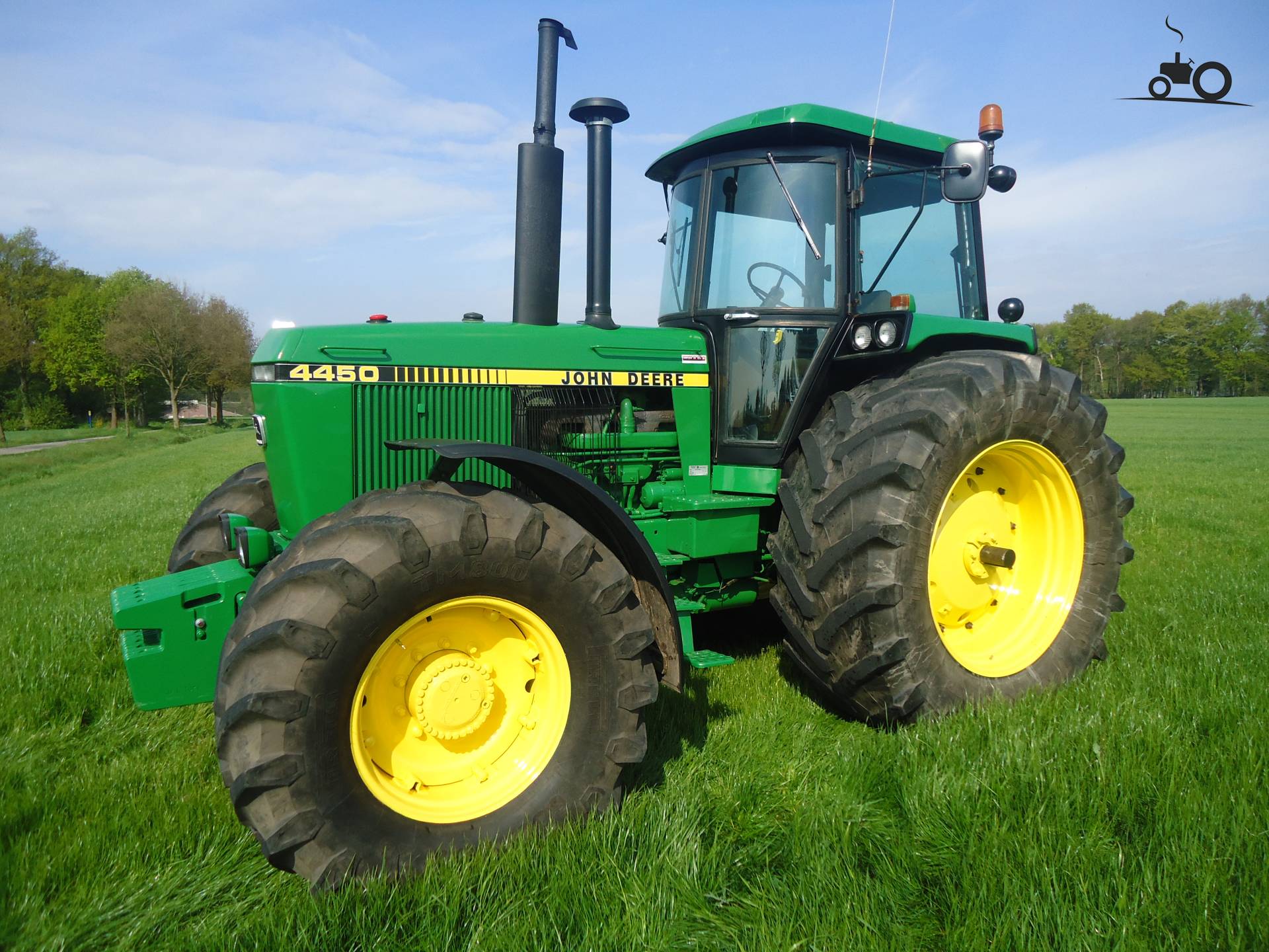 John Deere 4450
