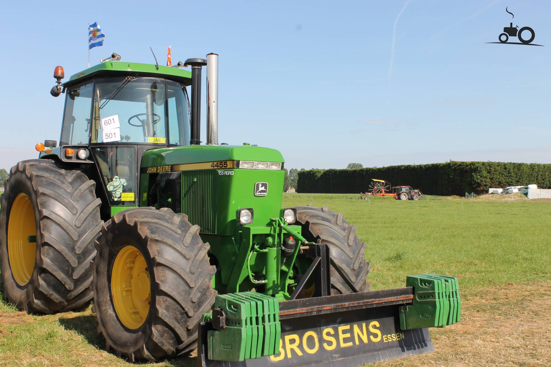 John Deere 4455 - United Kingdom - Tractor picture #646711