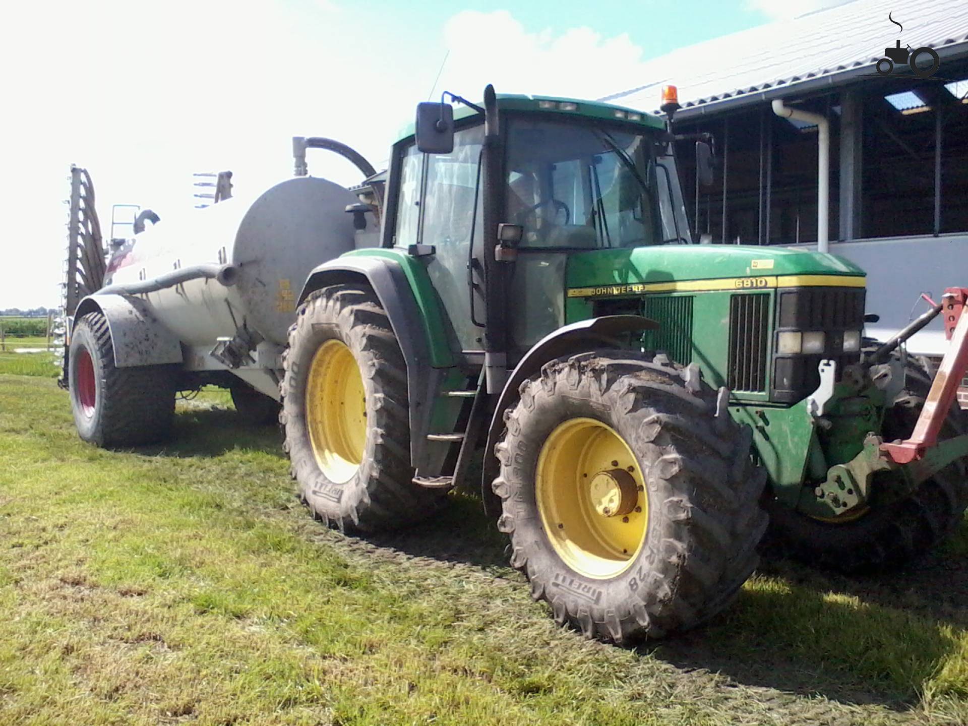 Foto John Deere 6810 #651955