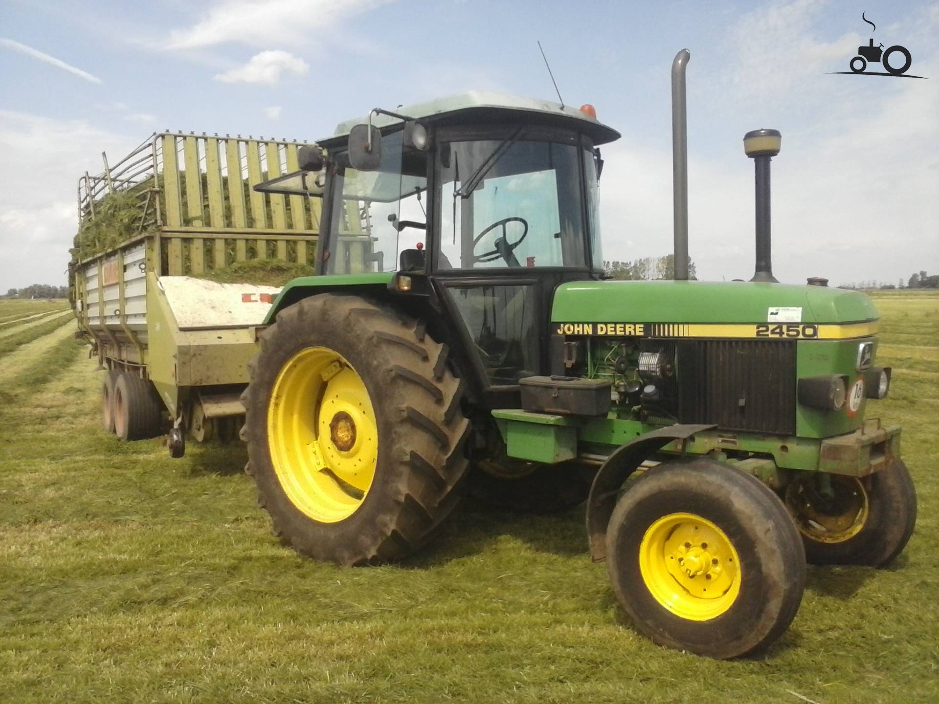 Foto John Deere 2450 #657519