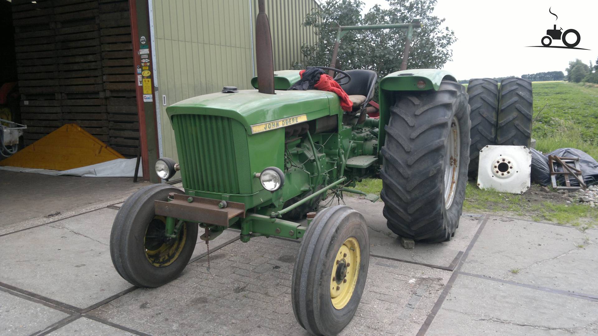 Foto John Deere 710 #660917