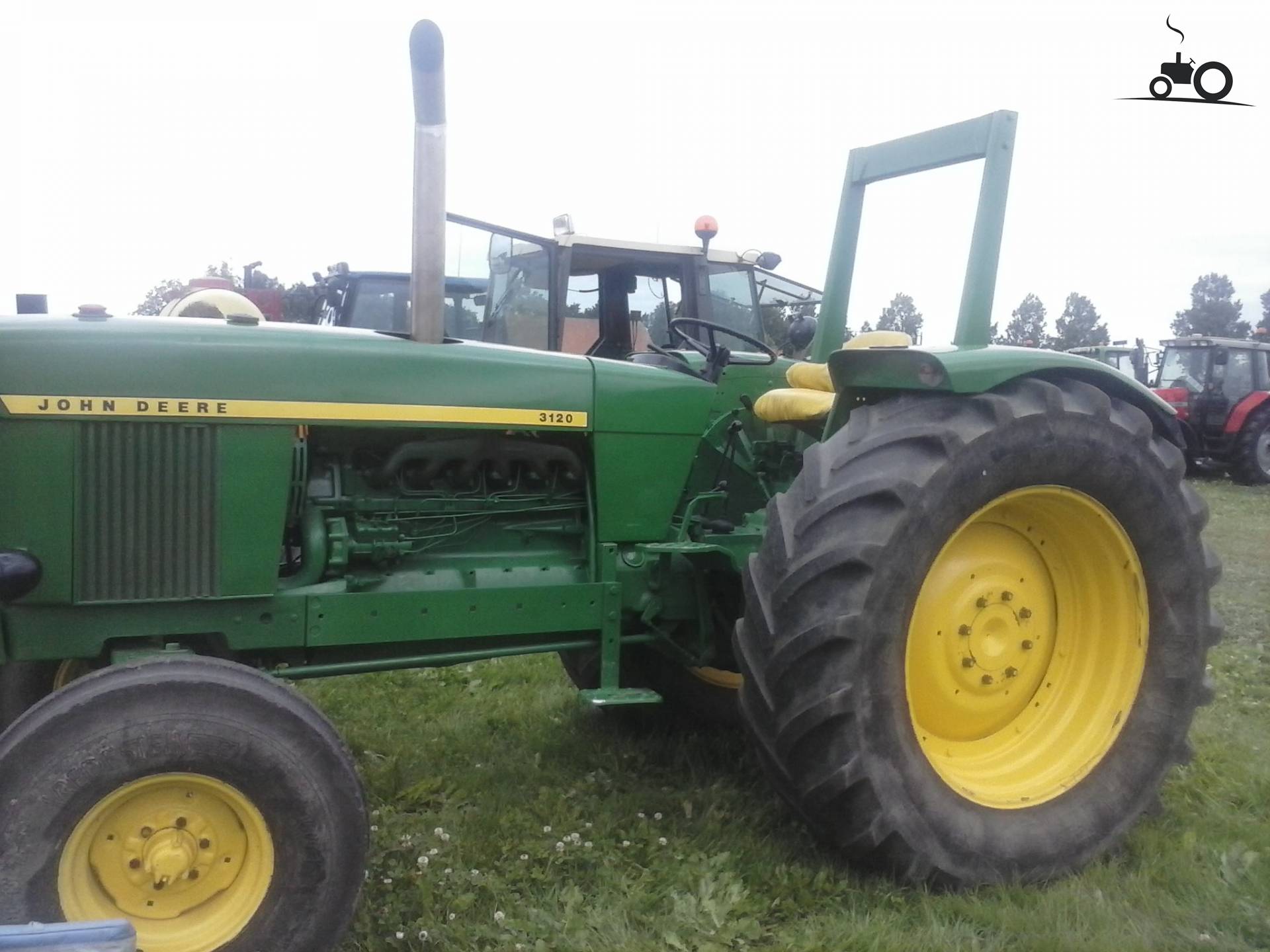 Foto John Deere 3120 #662794