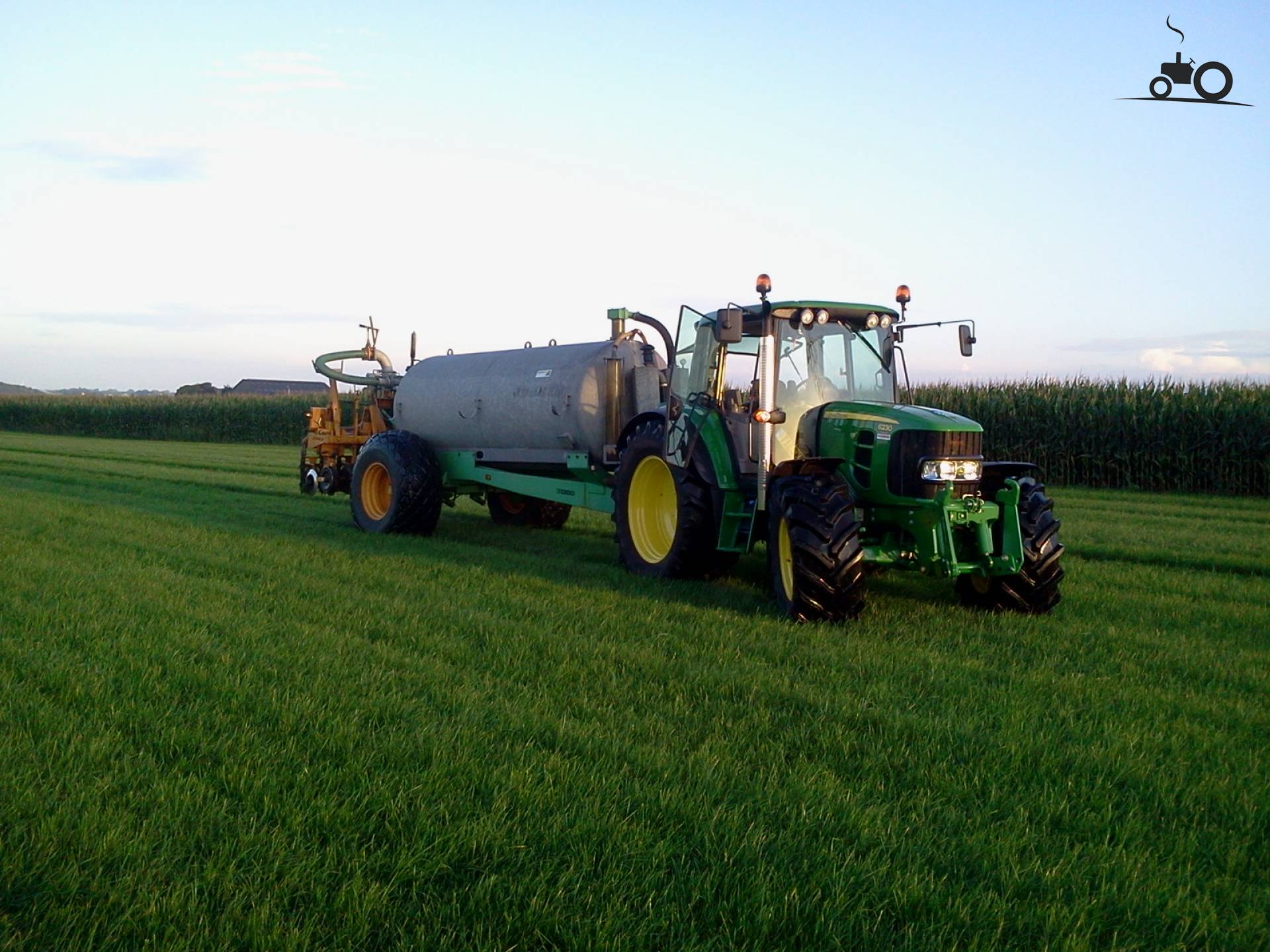 Foto John Deere 6230 Premium #670595