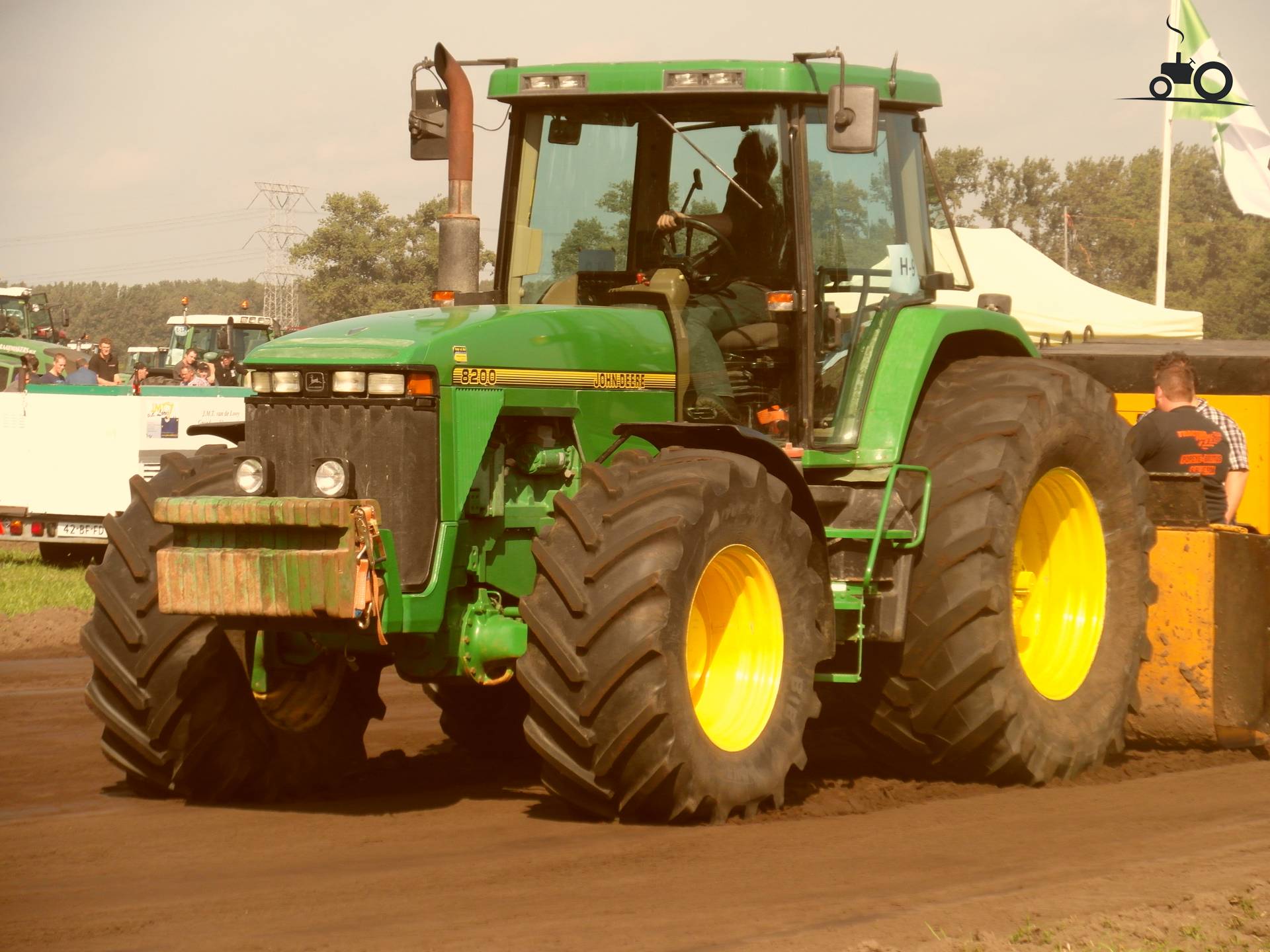 Foto John Deere 8200 #686840