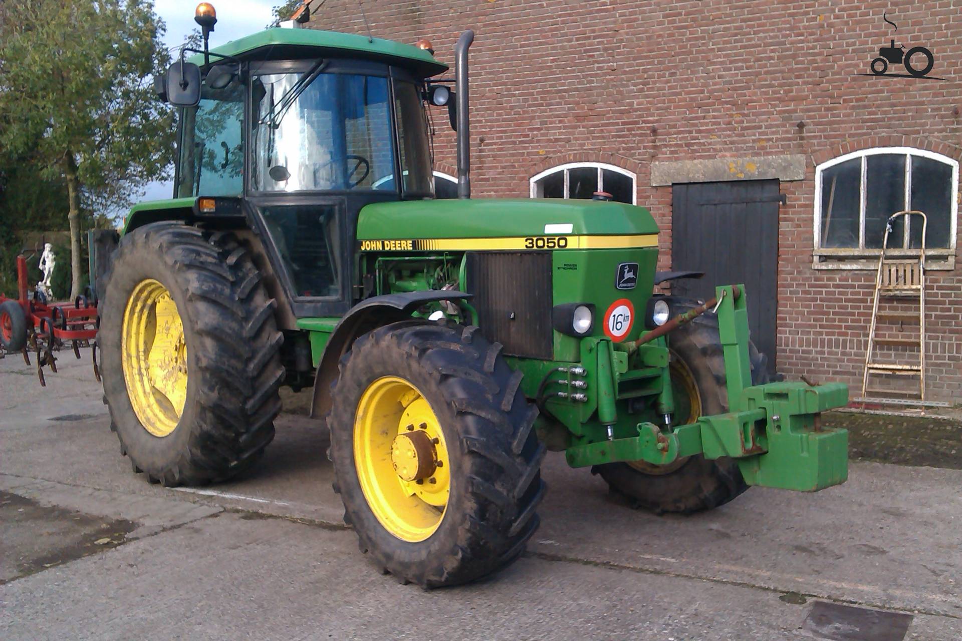 Foto John Deere 3050 van De Lange