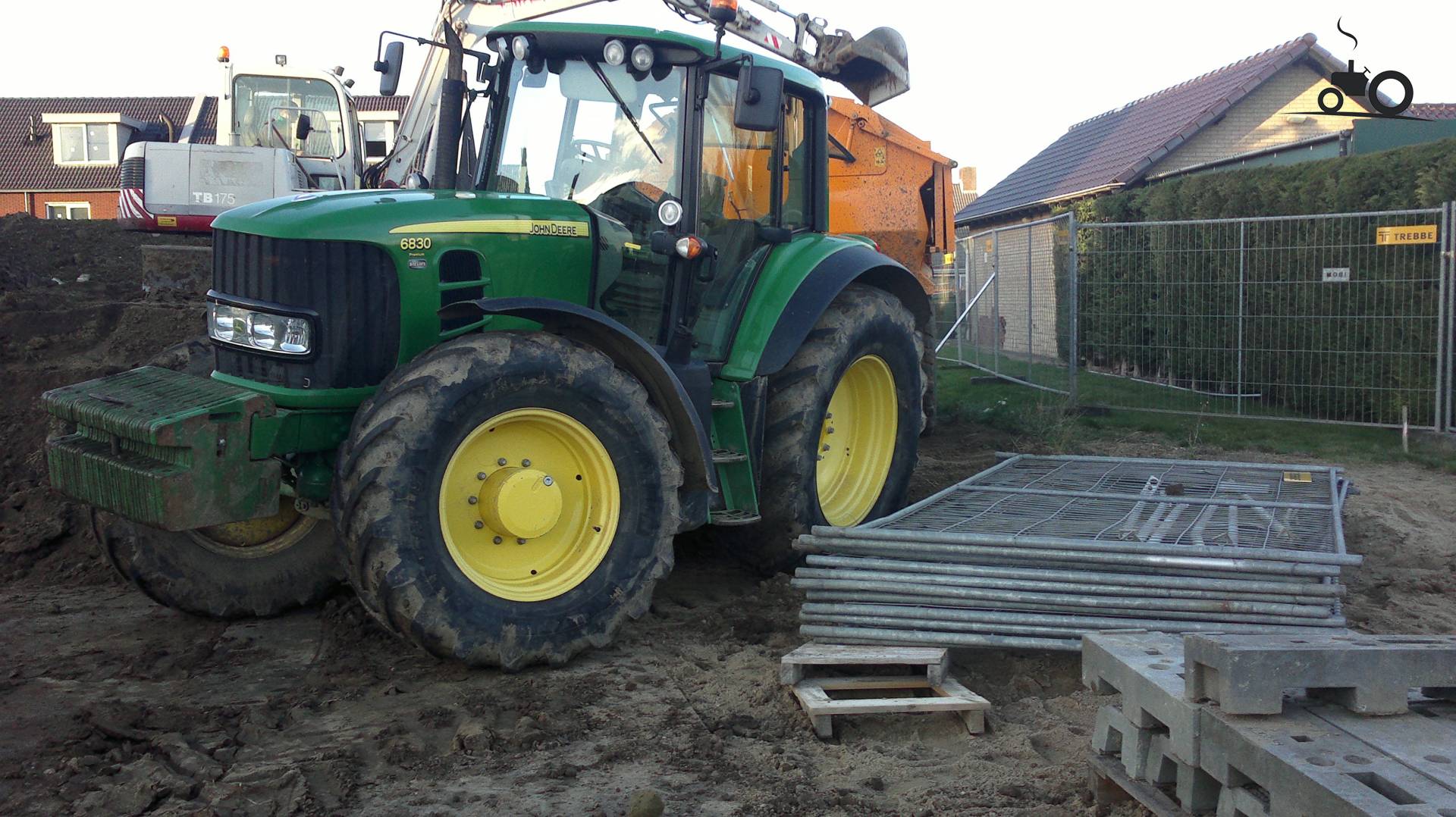 Foto John Deere 6830 Premium #715478
