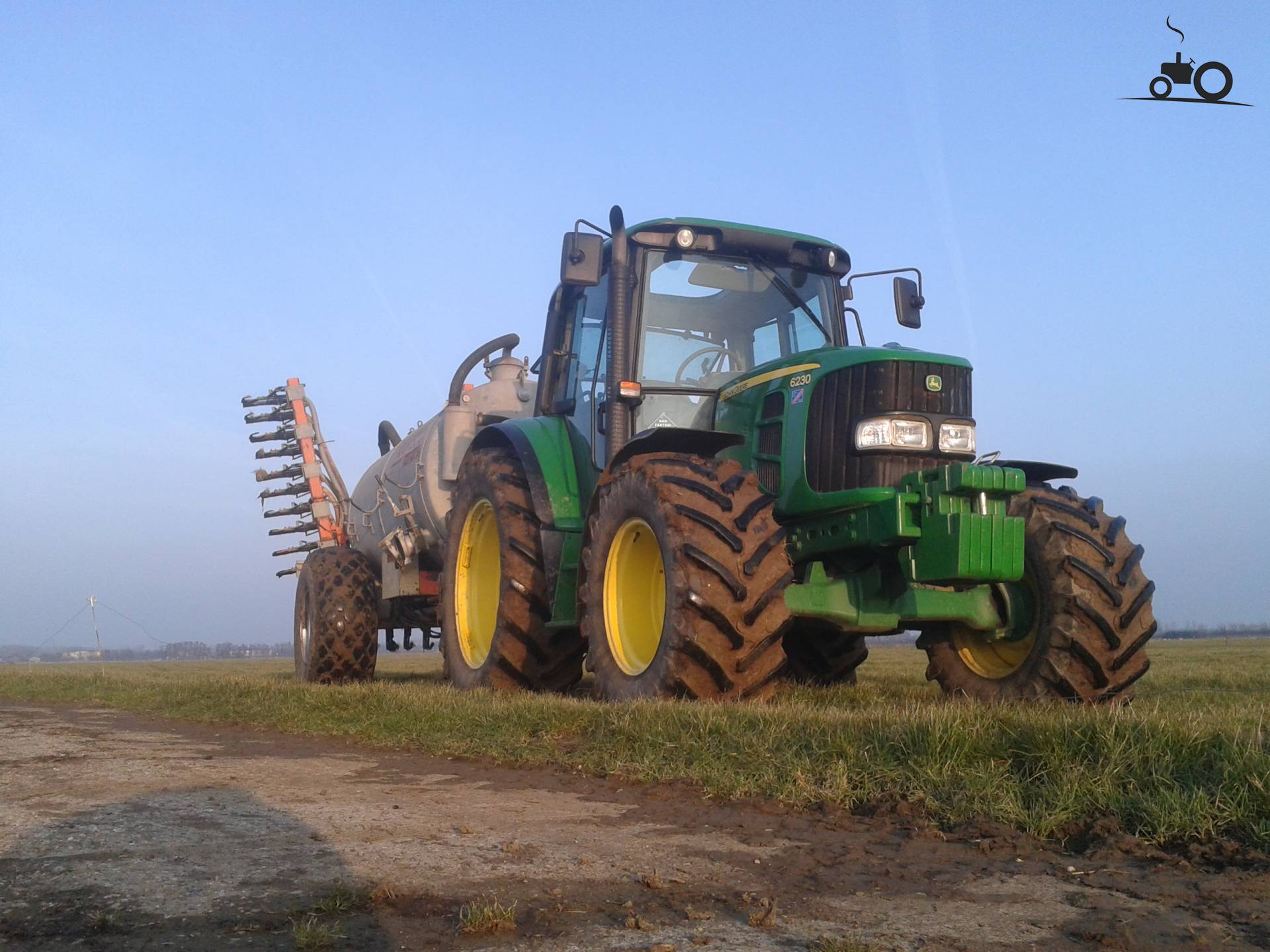 Foto John Deere 6230 Premium #734913