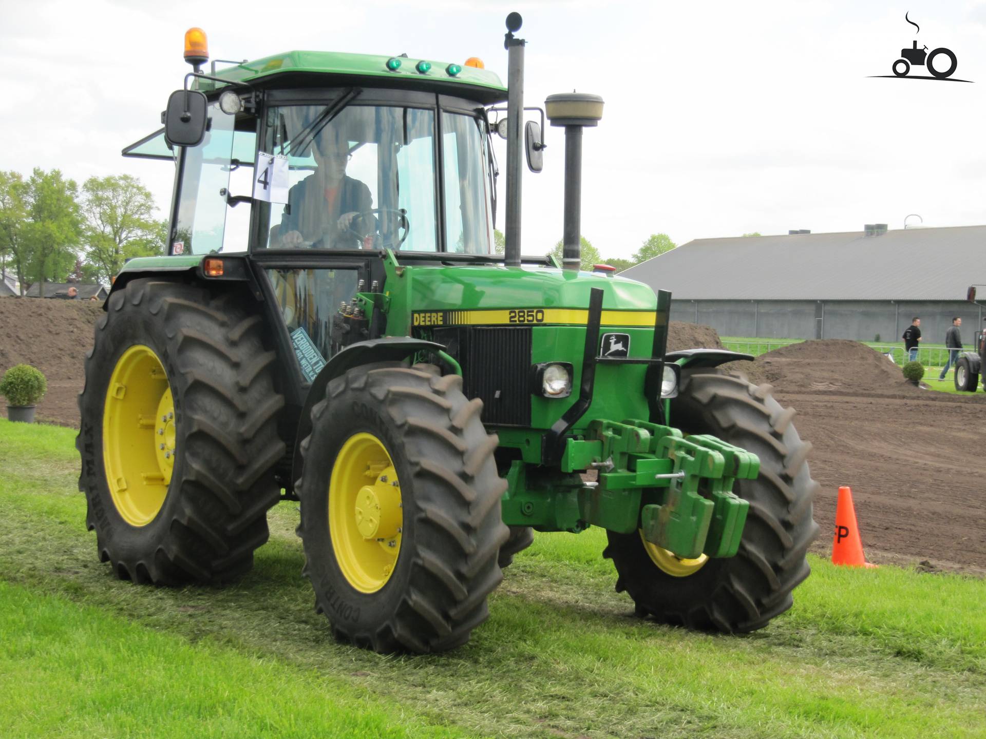 Foto John Deere 2850 #756505