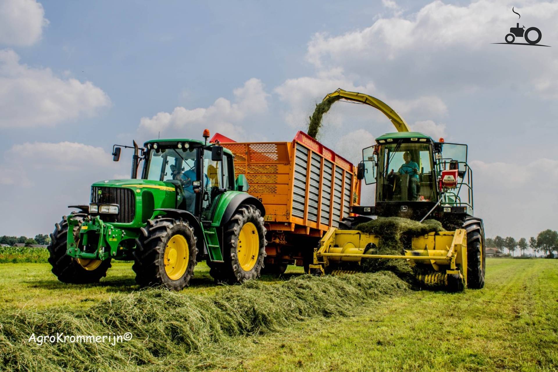 Foto John Deere 6810 #774284