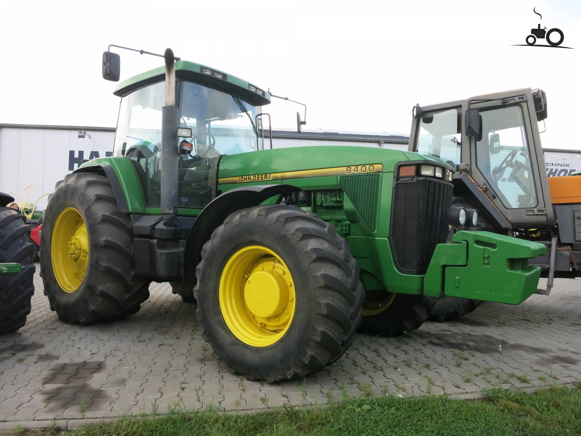 Foto John Deere 8400 #783621