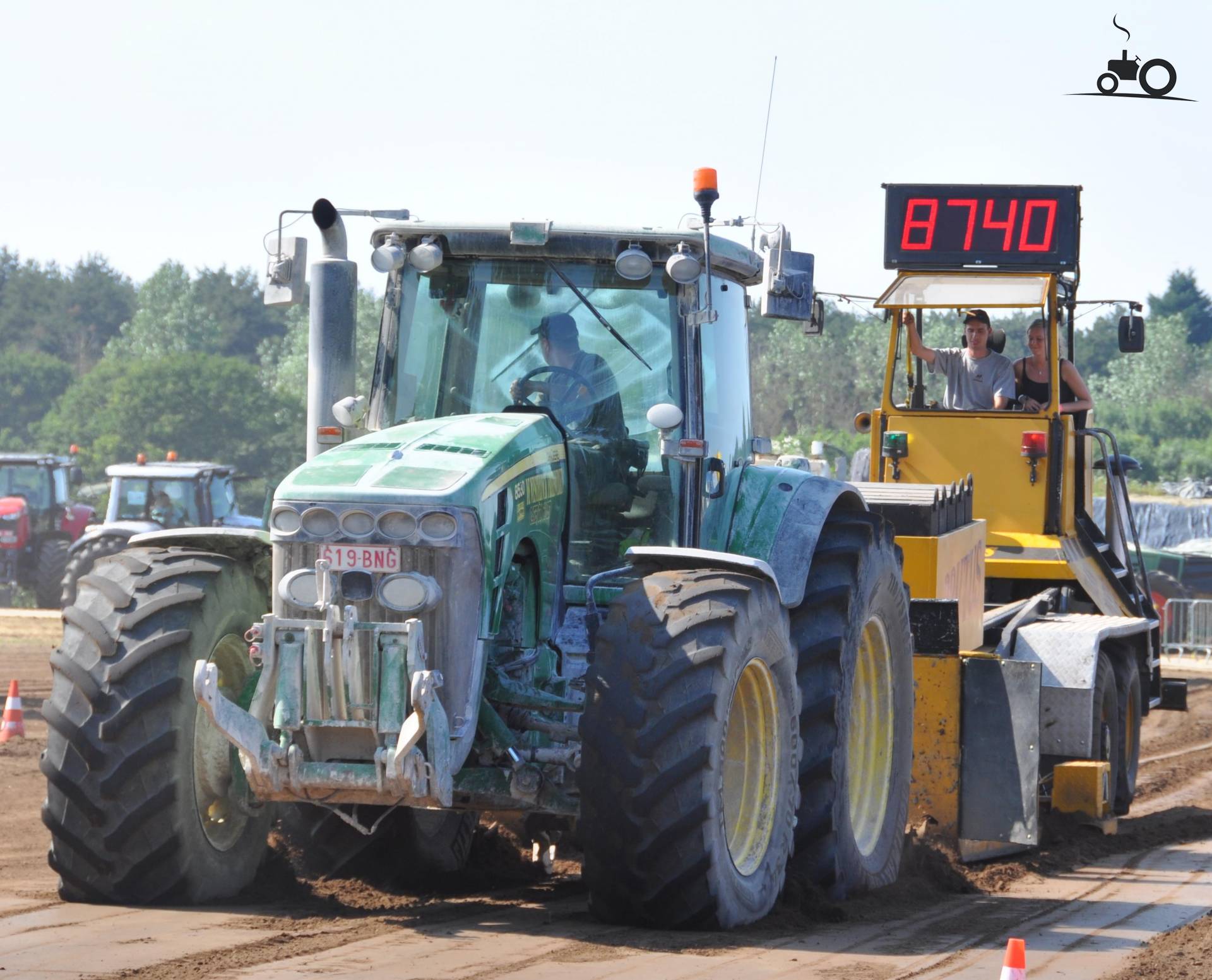 John Deere 8530