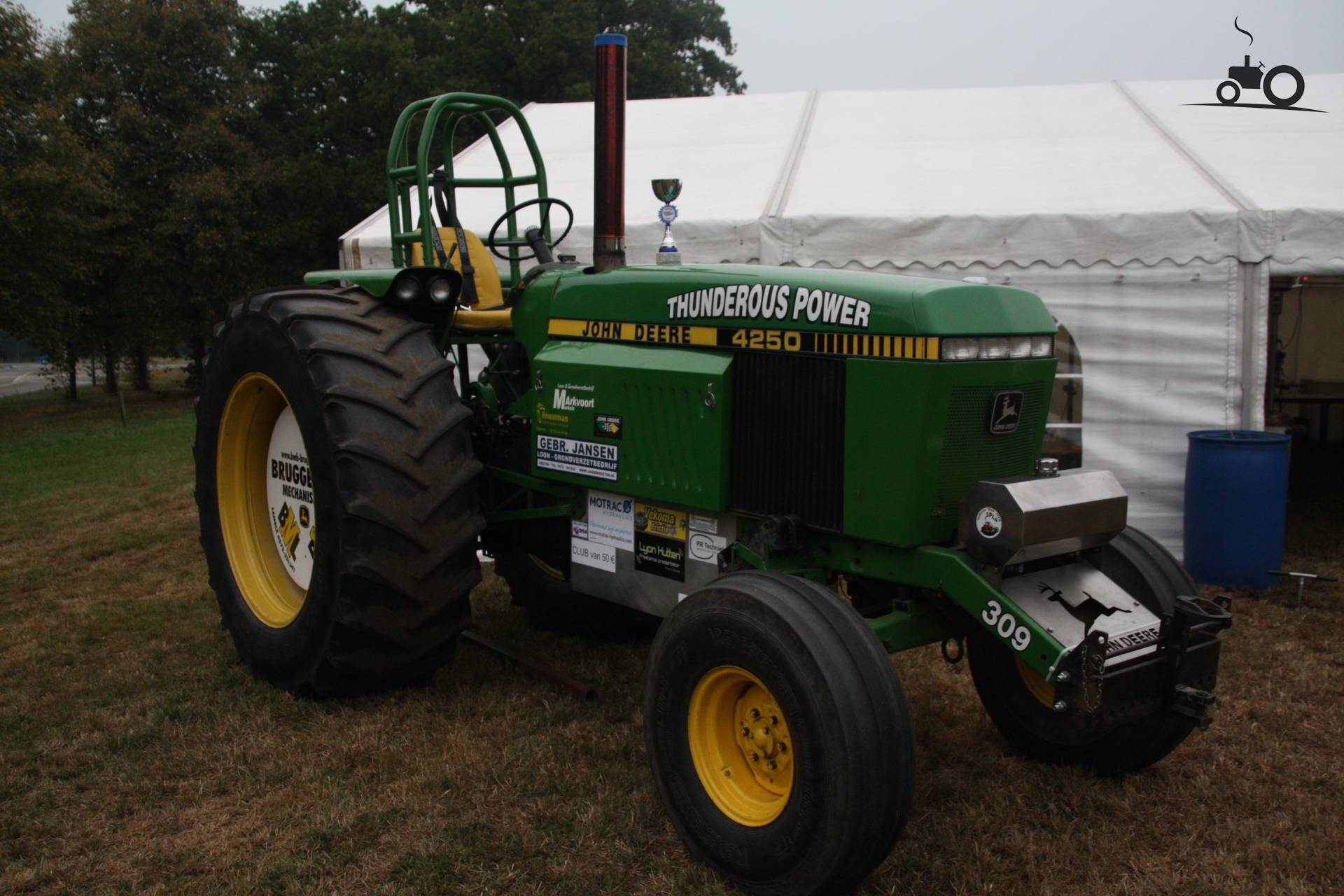 Foto John Deere 4250 #790815