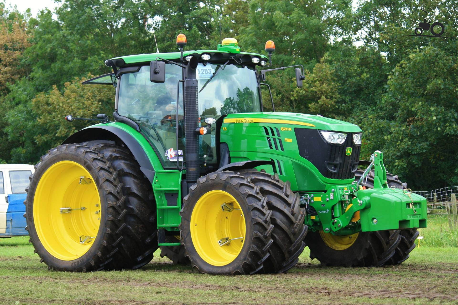 Foto John Deere 6210R #793133