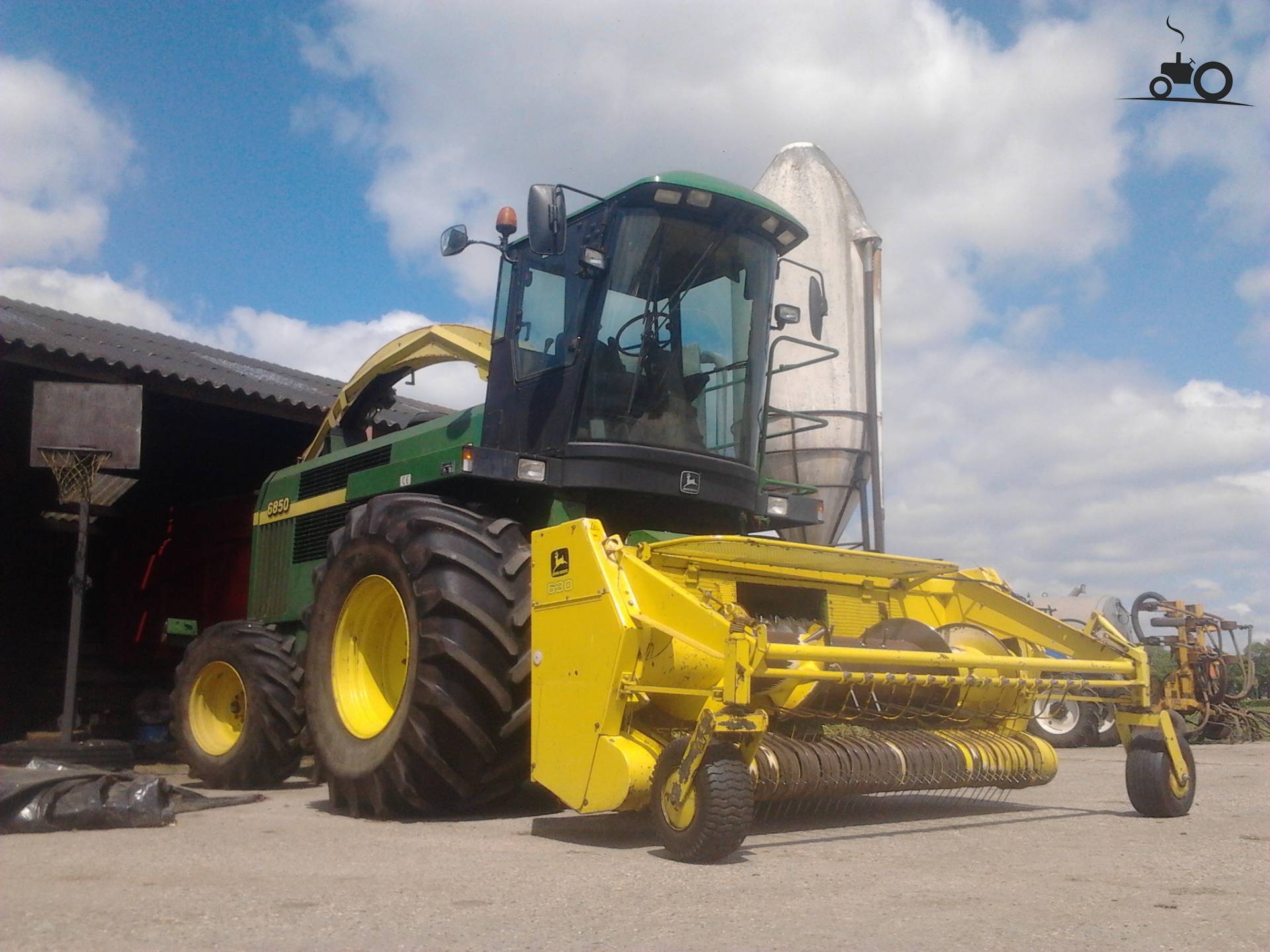 Foto John Deere 6850 #794382