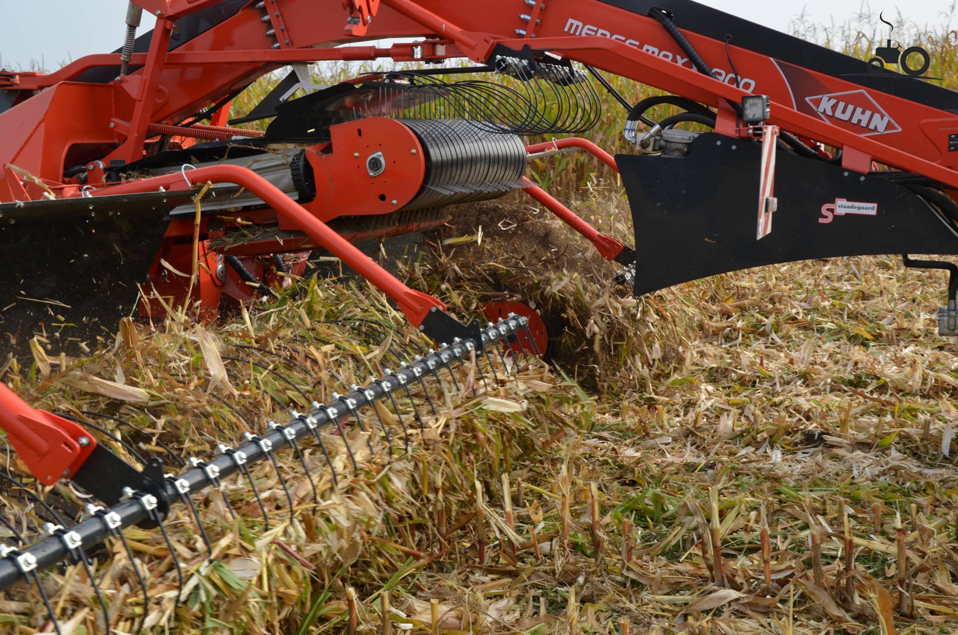 Foto Kuhn Merge Maxx 900 #794755