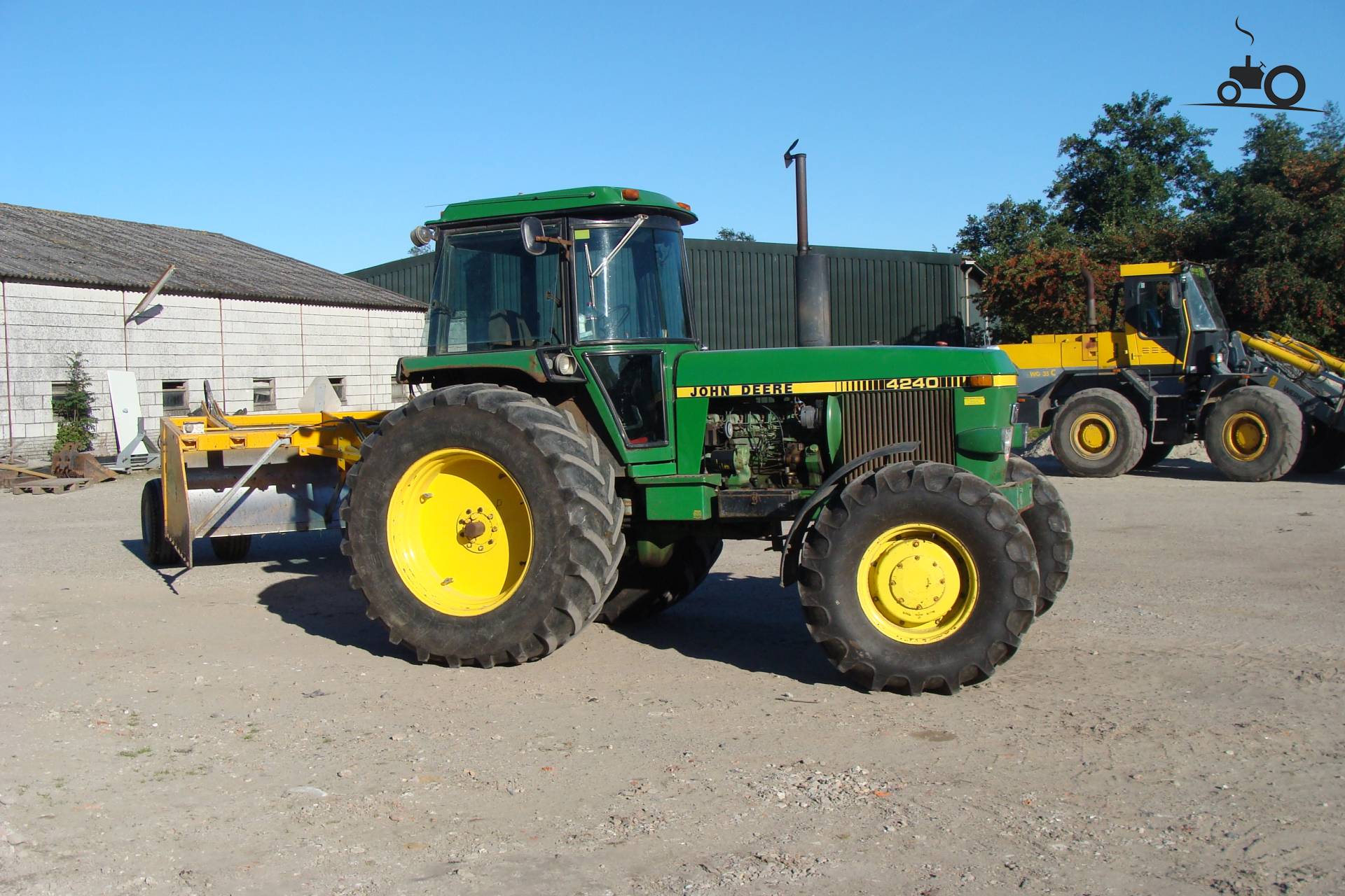 Foto John Deere 4240 #795827