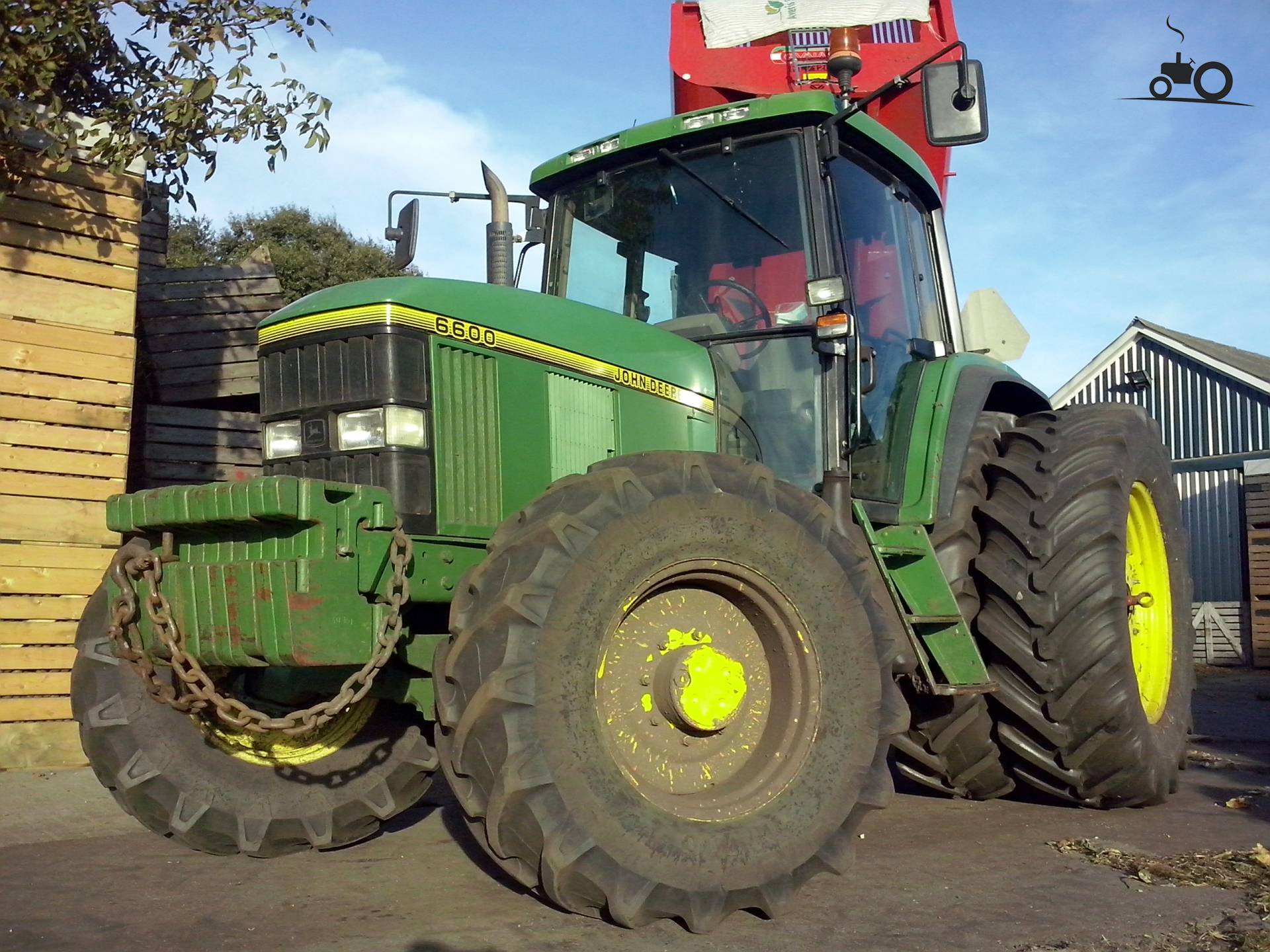 John Deere 6600