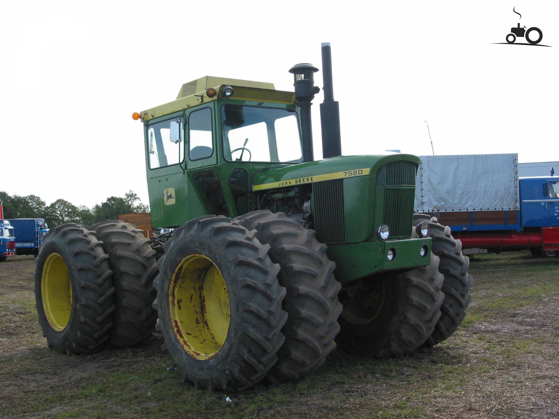 Foto John Deere 7520 #797178