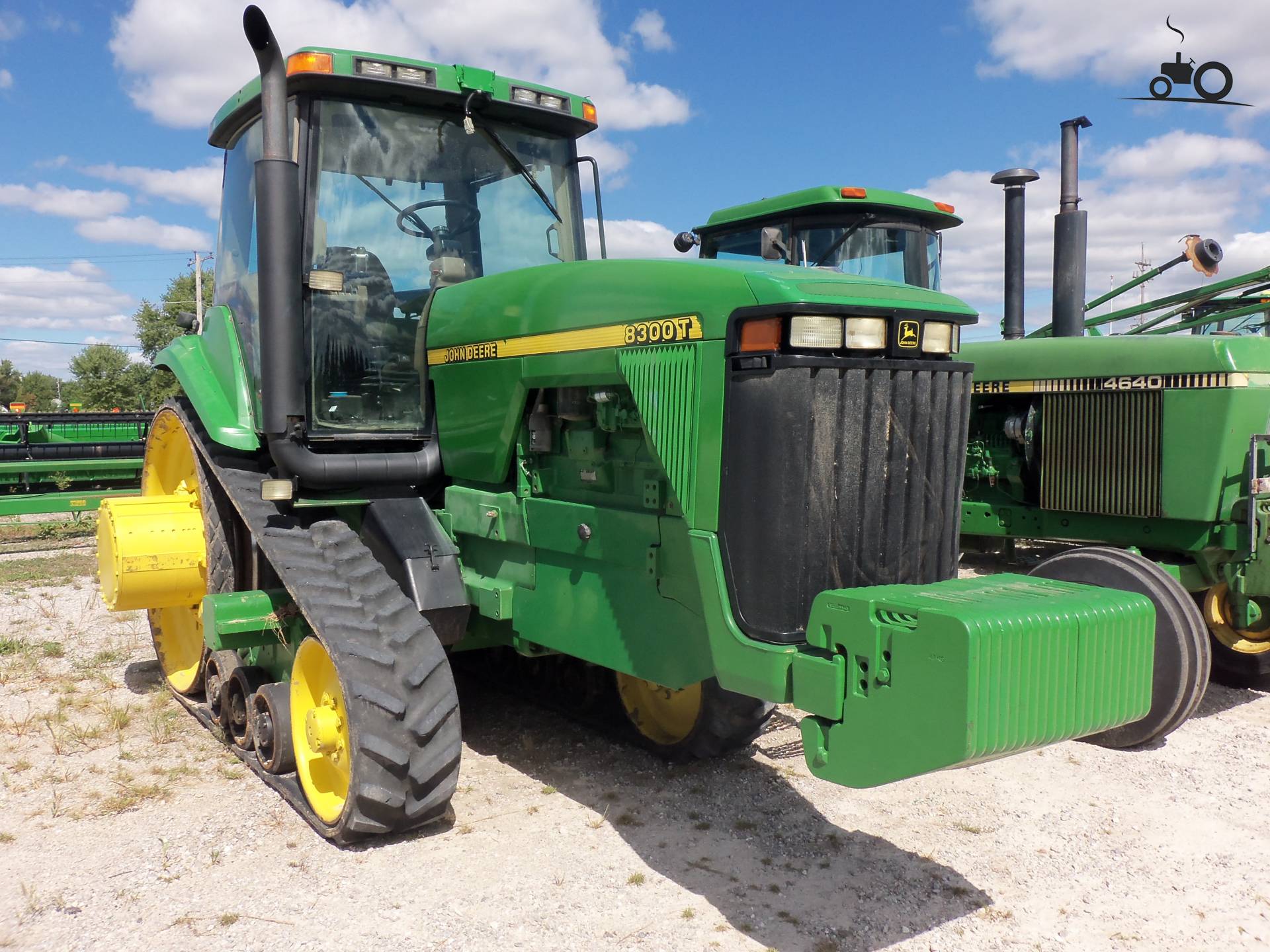 John Deere 8300 T