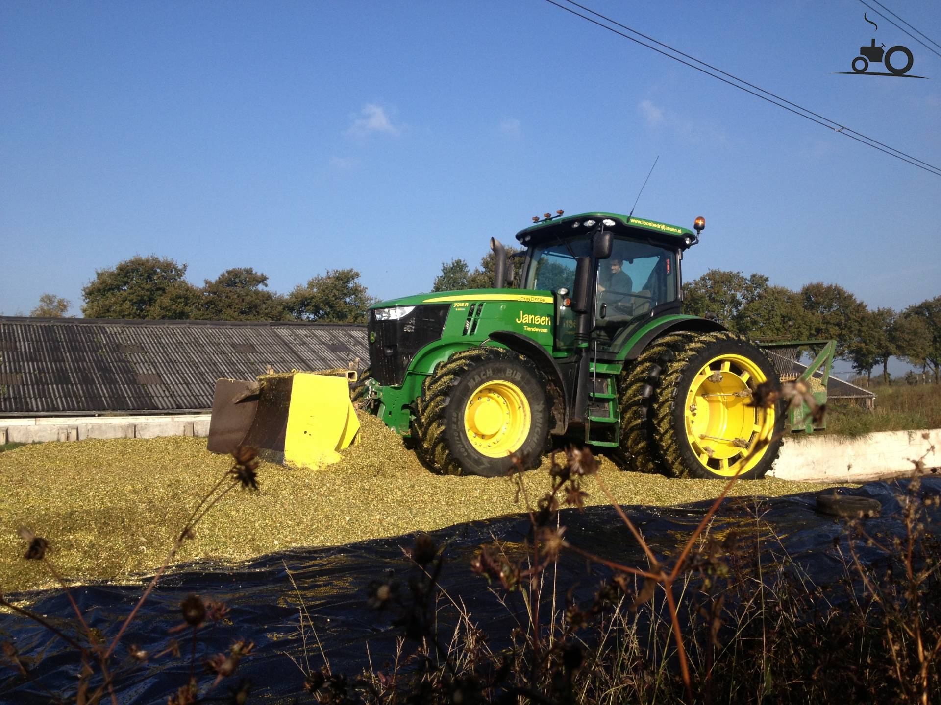 Foto John Deere 7215R #800822