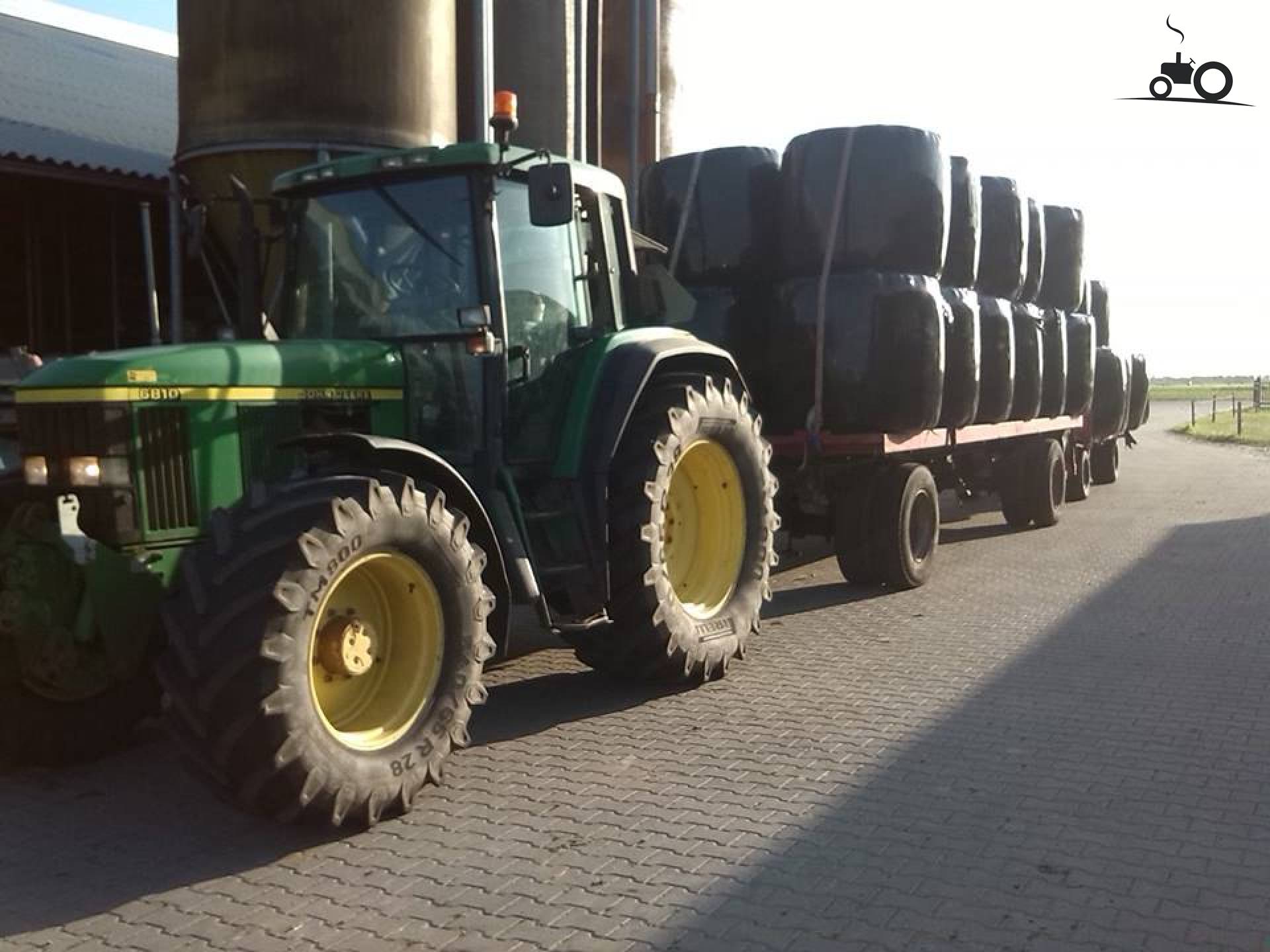 Foto John Deere 6810 #805089