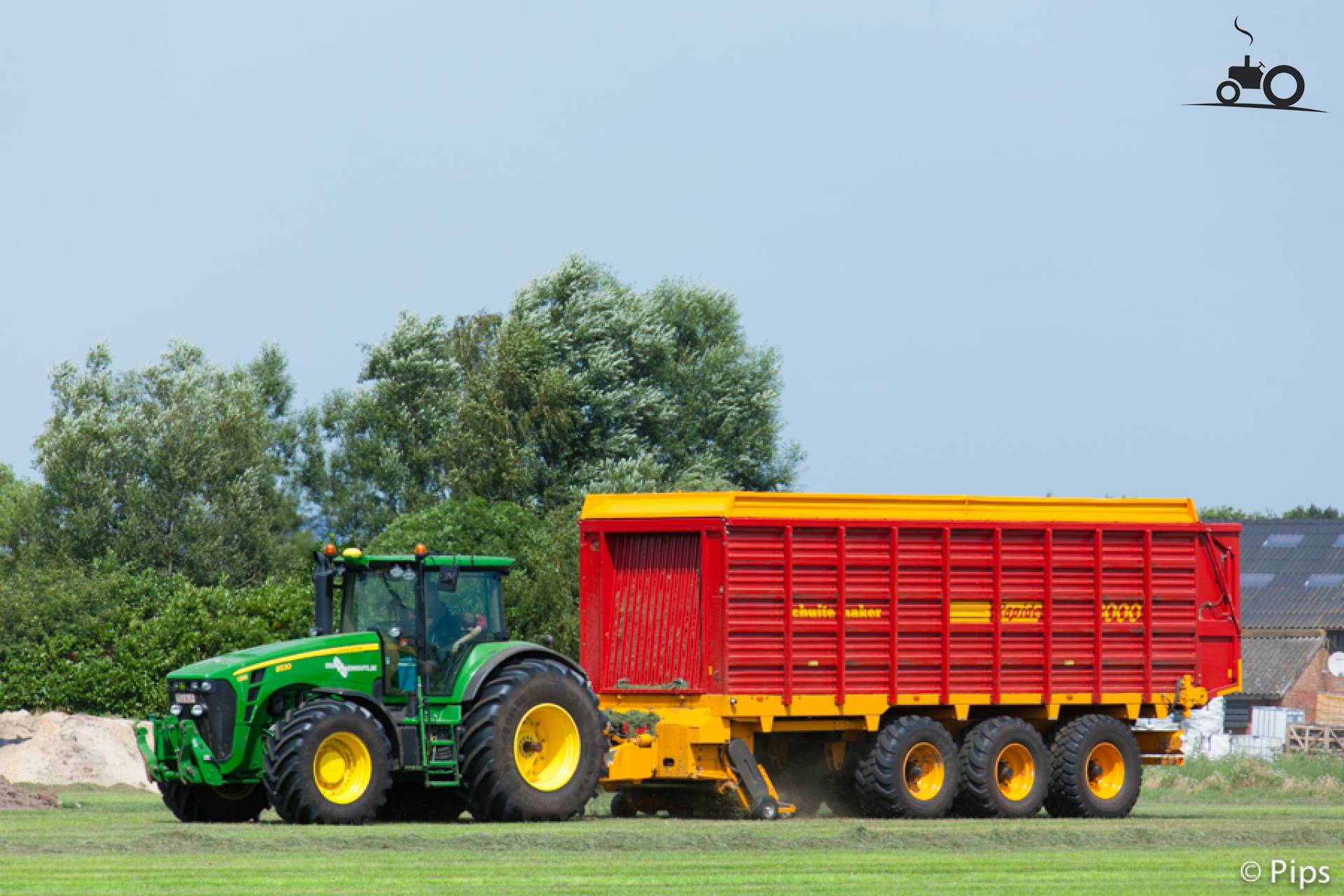 John Deere 8530