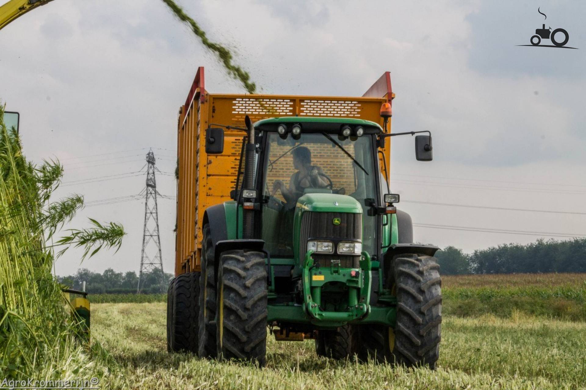 John Deere 6620