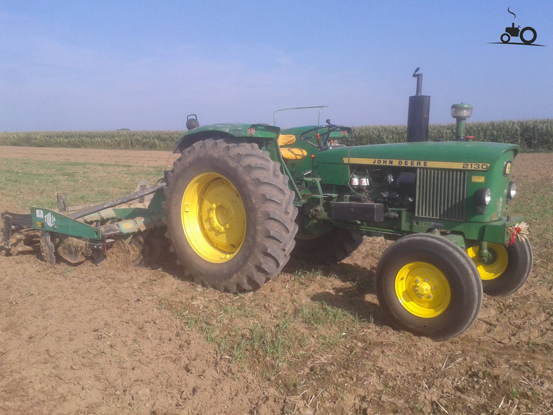 Foto John Deere 2130 #817137