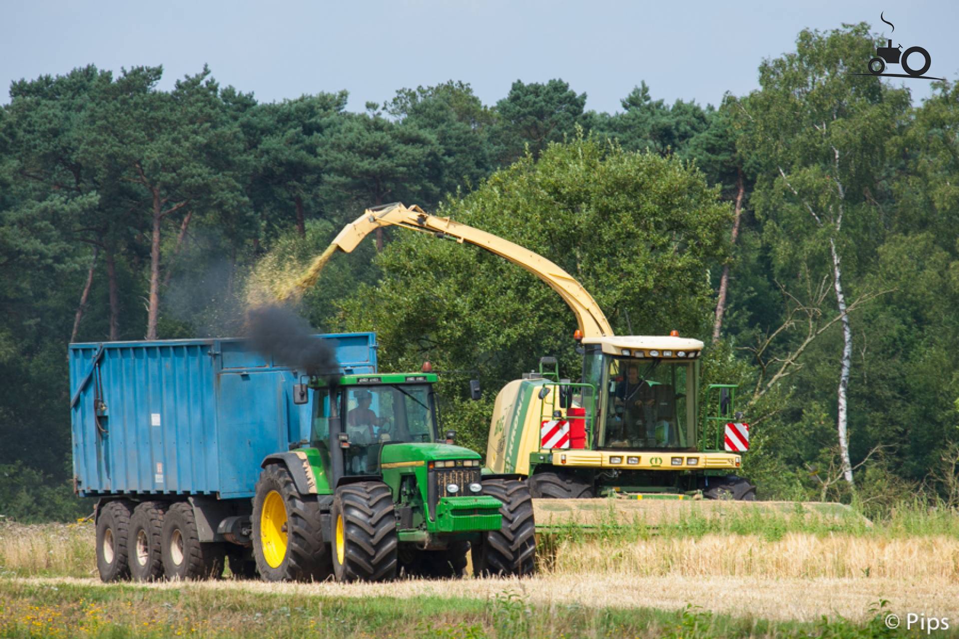 Foto John Deere 8200 van Bosmans Hilvarenbeek