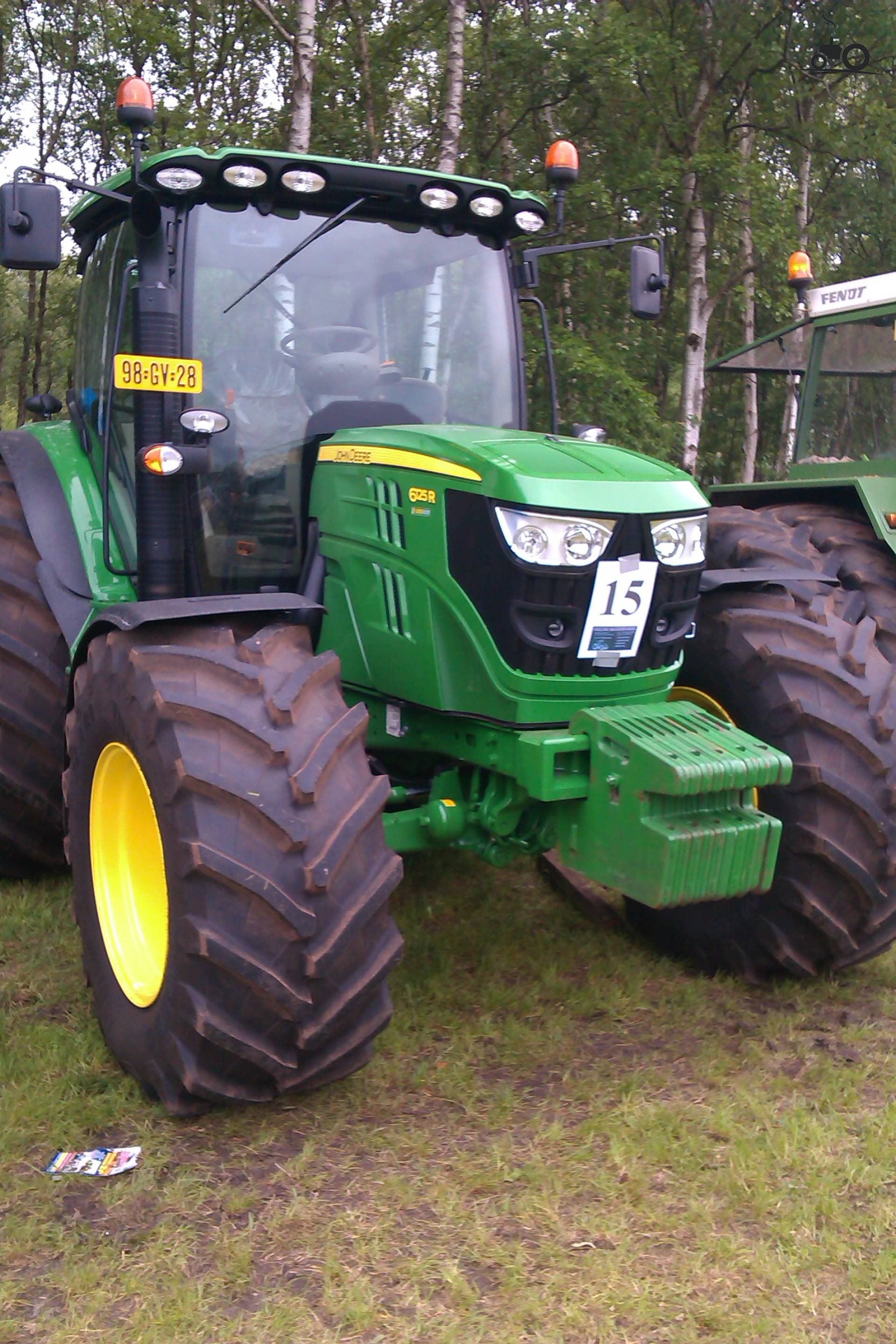 Foto John Deere 6125R #844206