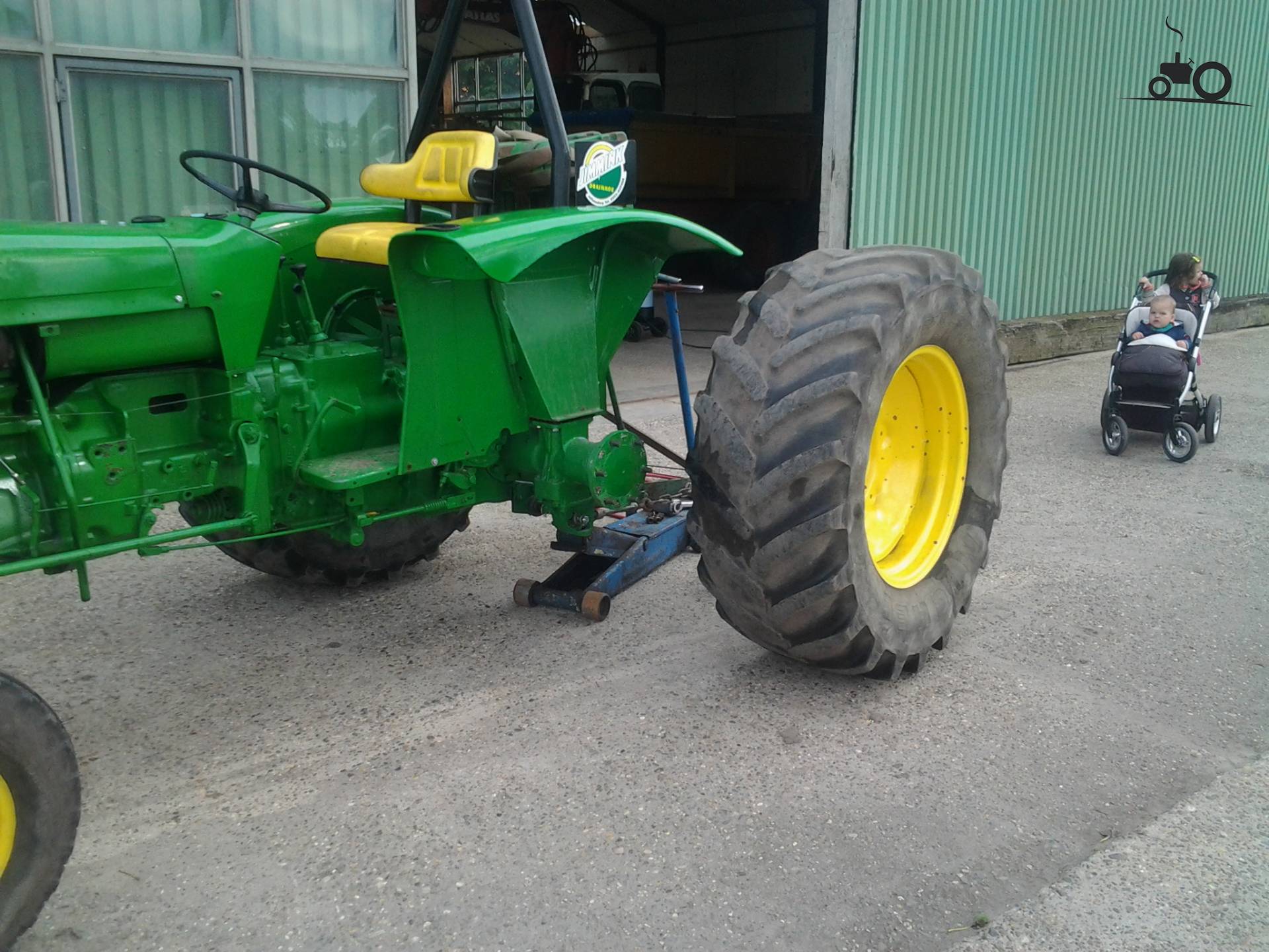 John Deere 510