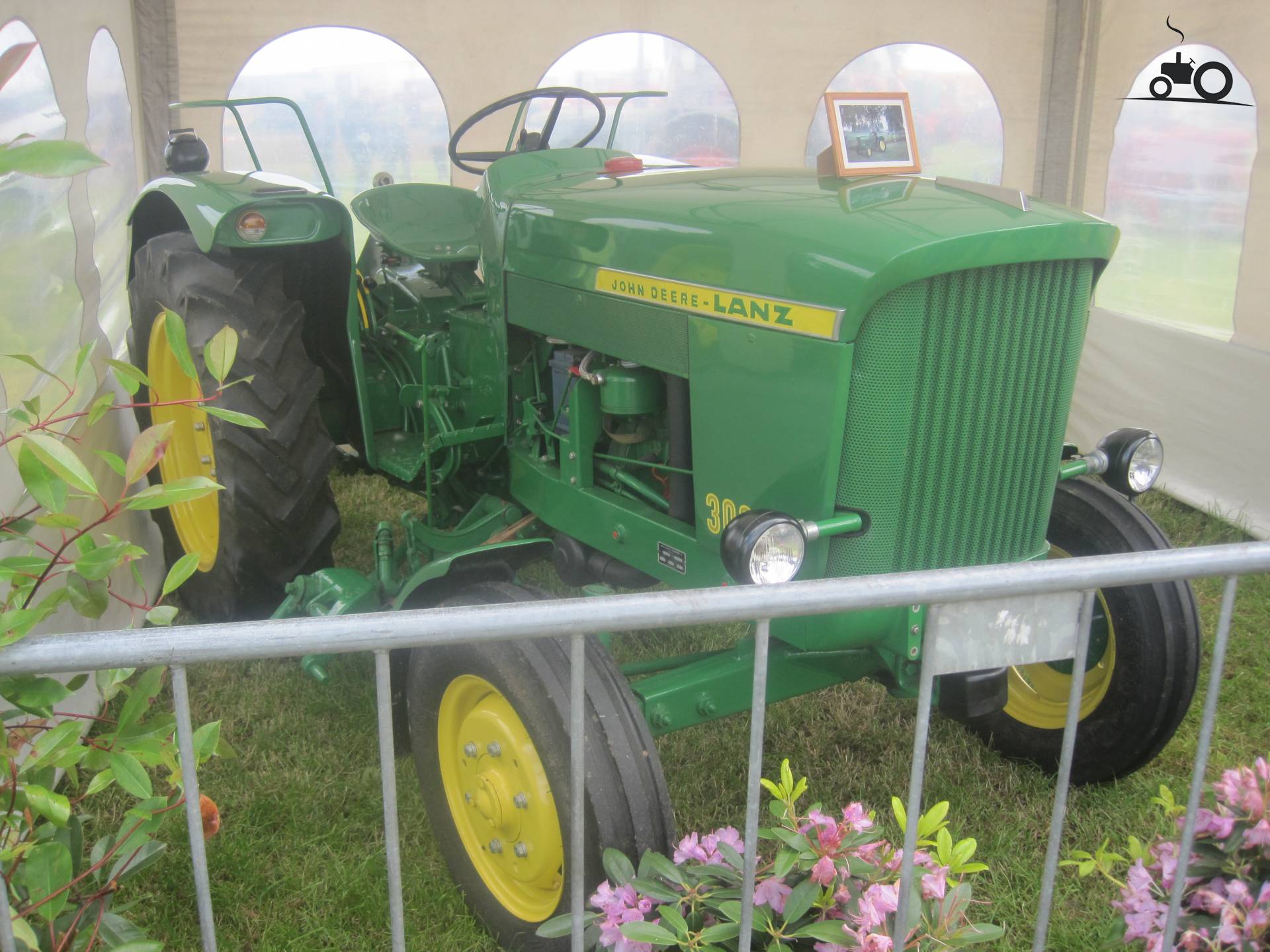 Foto John Deere Lanz 300 #849244