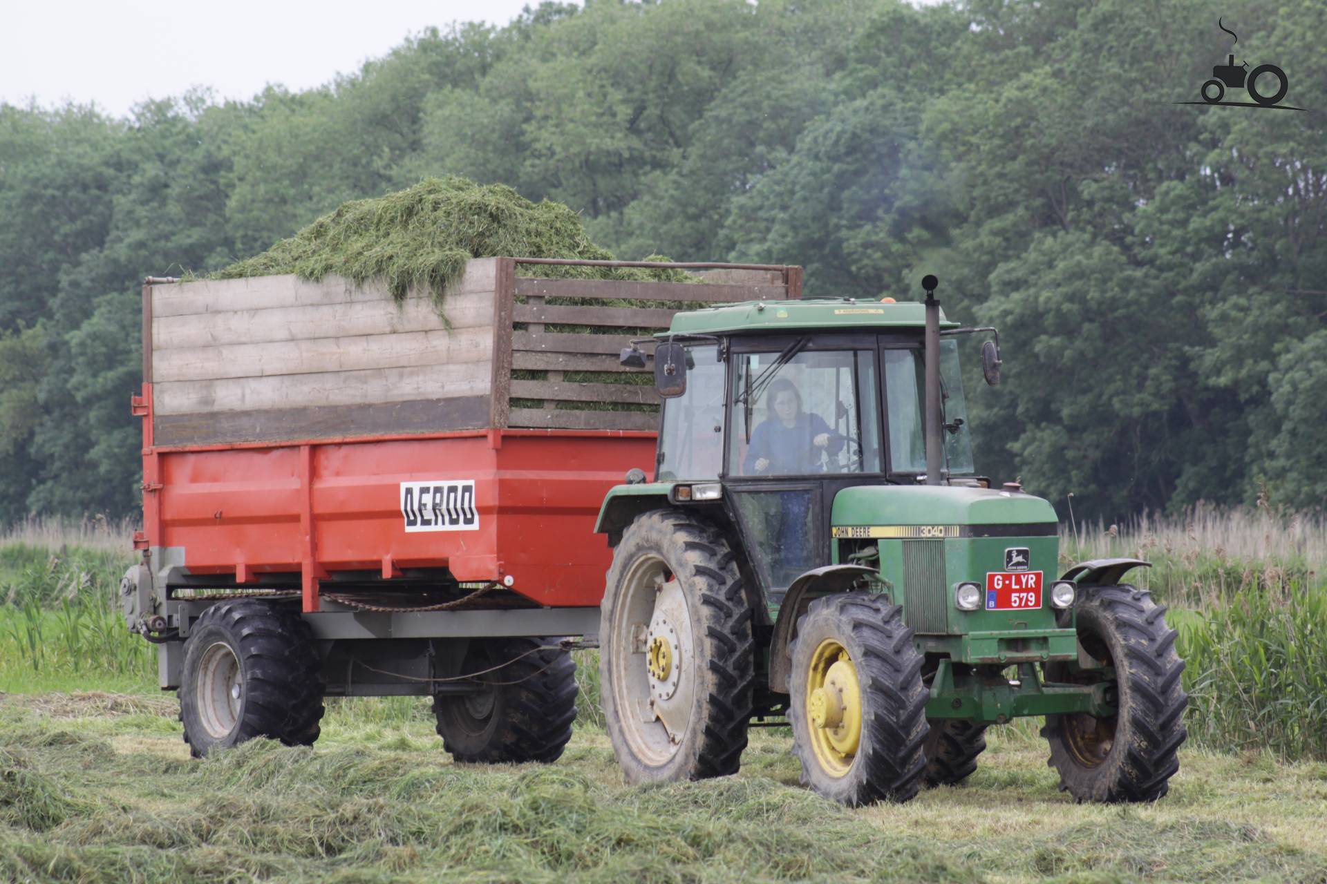 Foto John Deere 3040 #850154