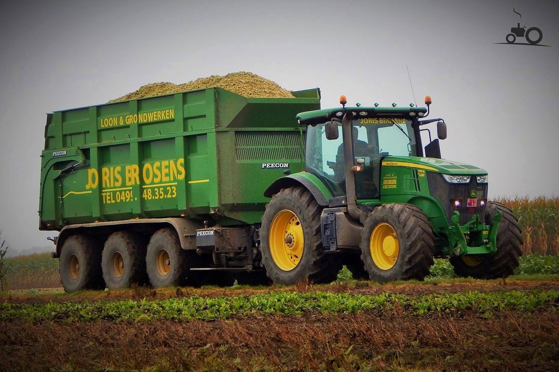 Foto John Deere 7215R #876398