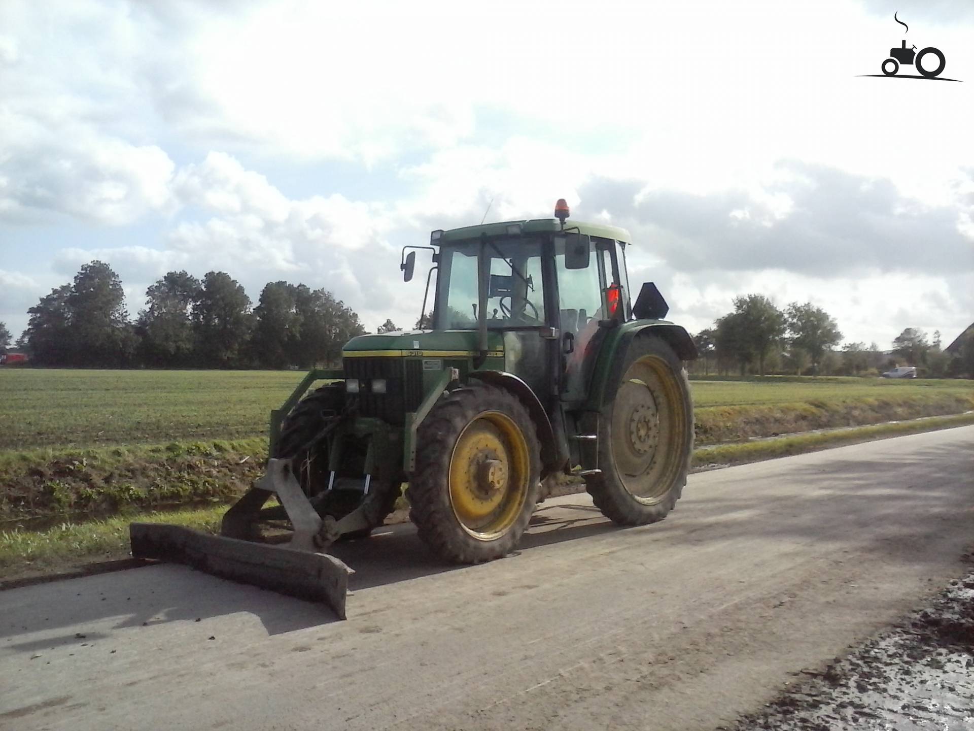 Foto John Deere 6310 #877344