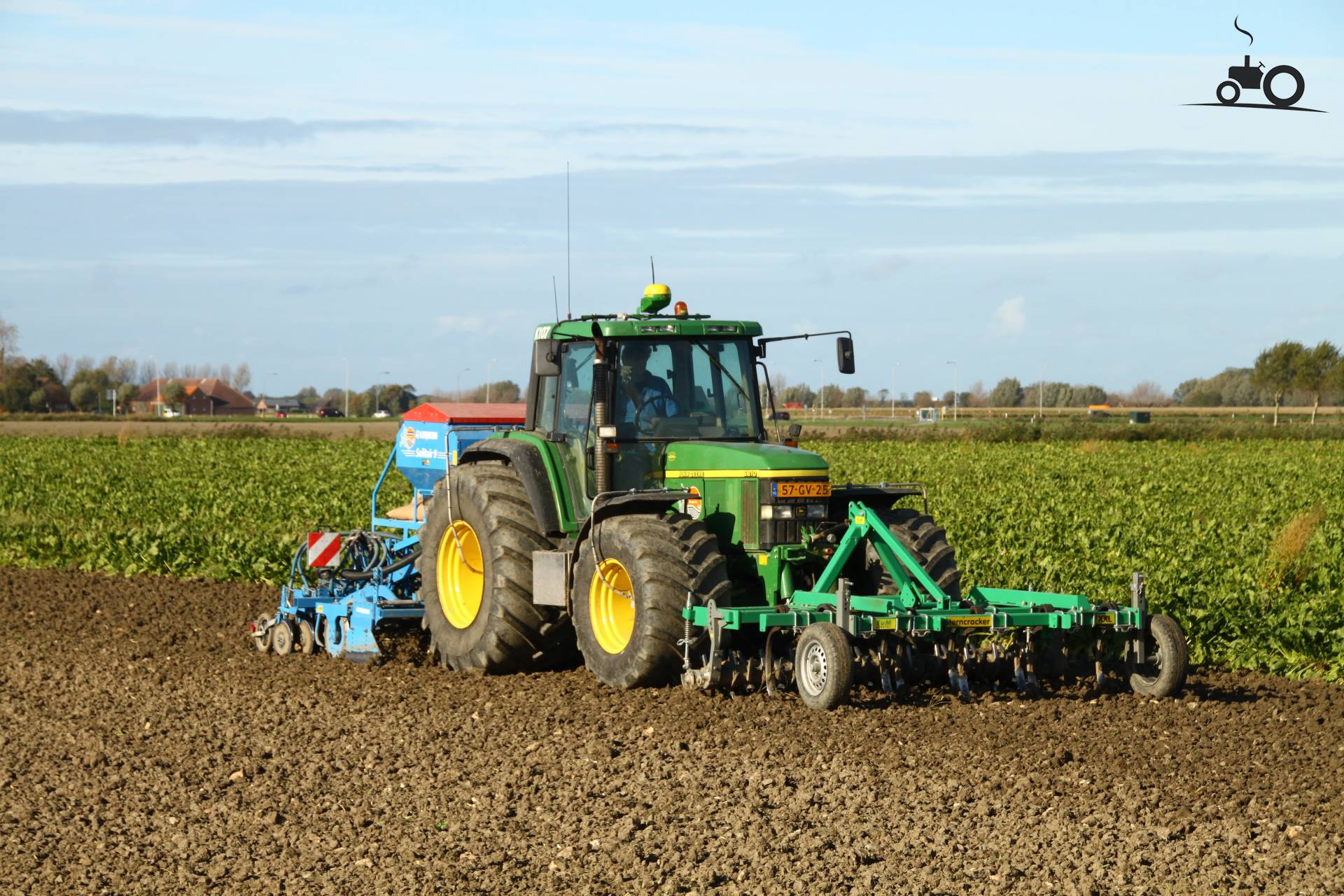 Foto John Deere 6810 #879064
