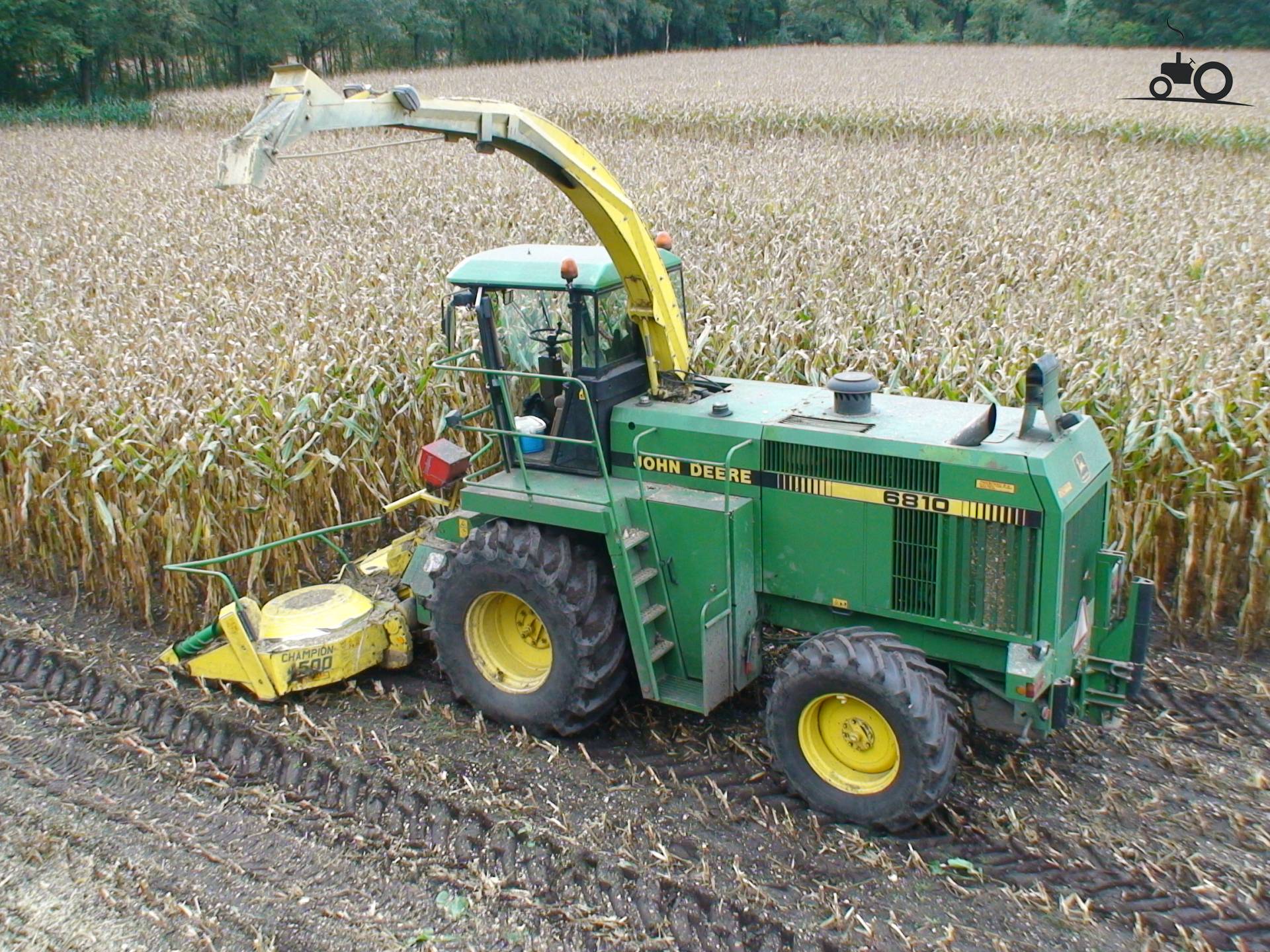 Foto John Deere 6810 #879235