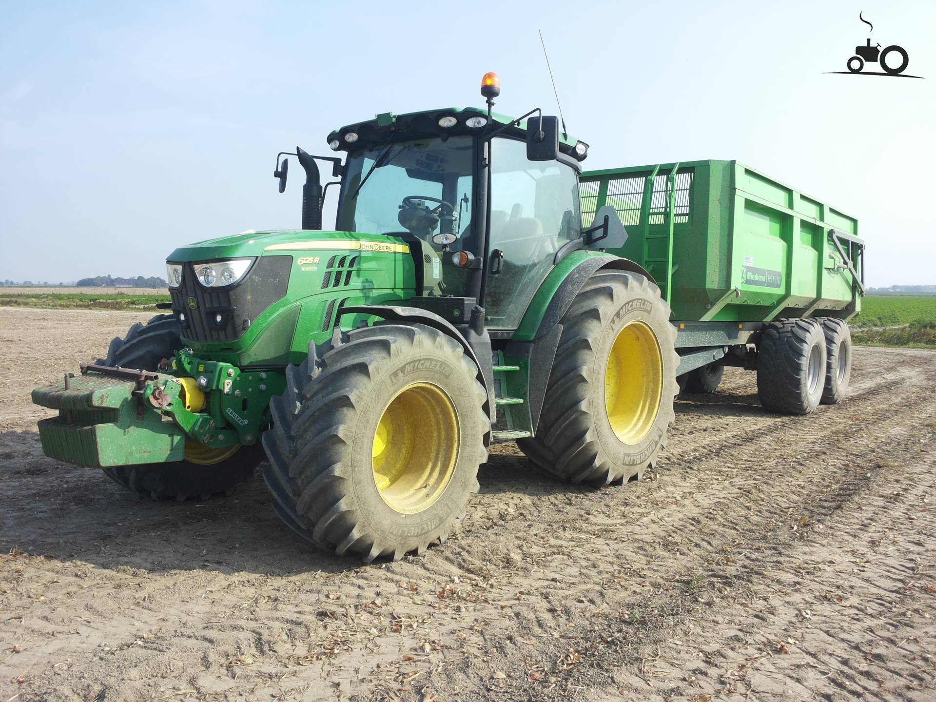 Foto John Deere 6125R #884439
